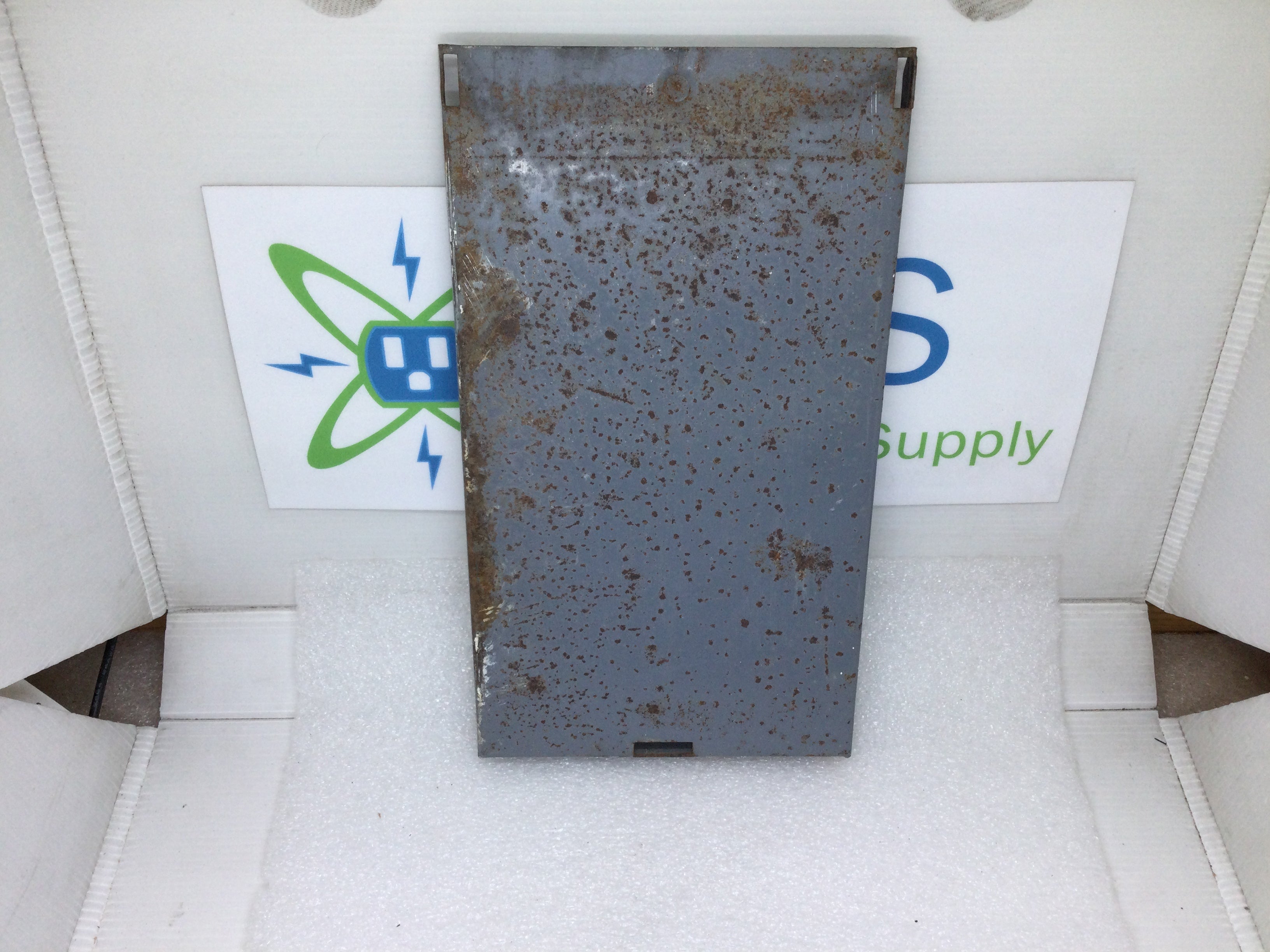 General Switch R3610B Nema 3R 30 Amp 120/240V 10" x 5 3/4" Panel Cover