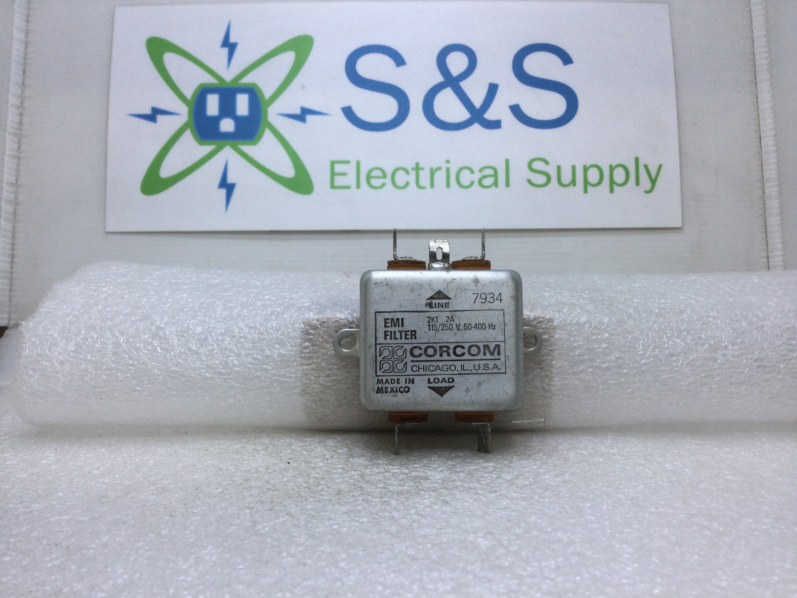 Corcom 2K1 EMI Filter 2 Amp 115/250 VAC 50-400 Hz