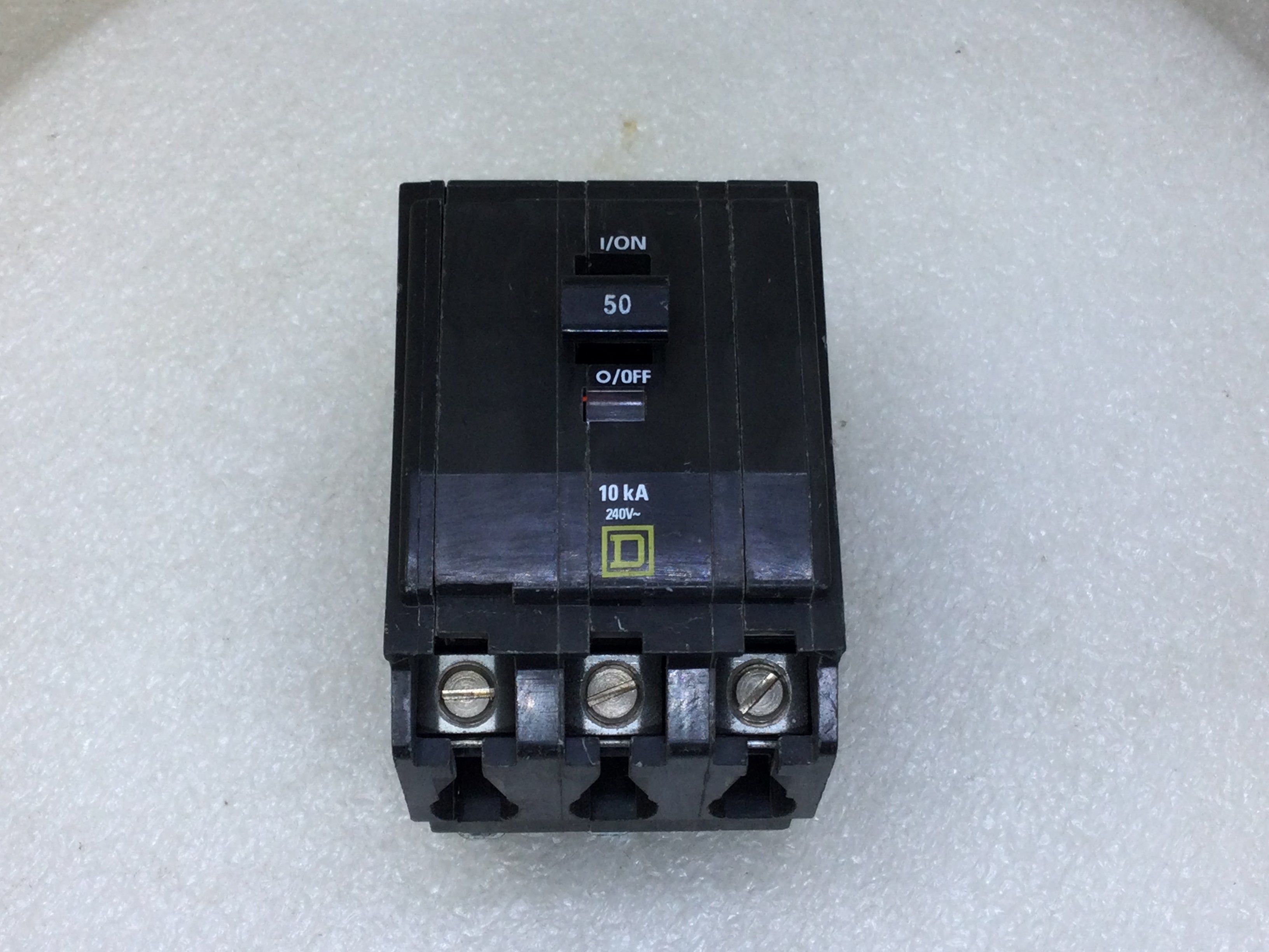 Square D QOB350 50 Amp 3 Pole 240V Bolt On Circuit Breaker - Yellow Fa