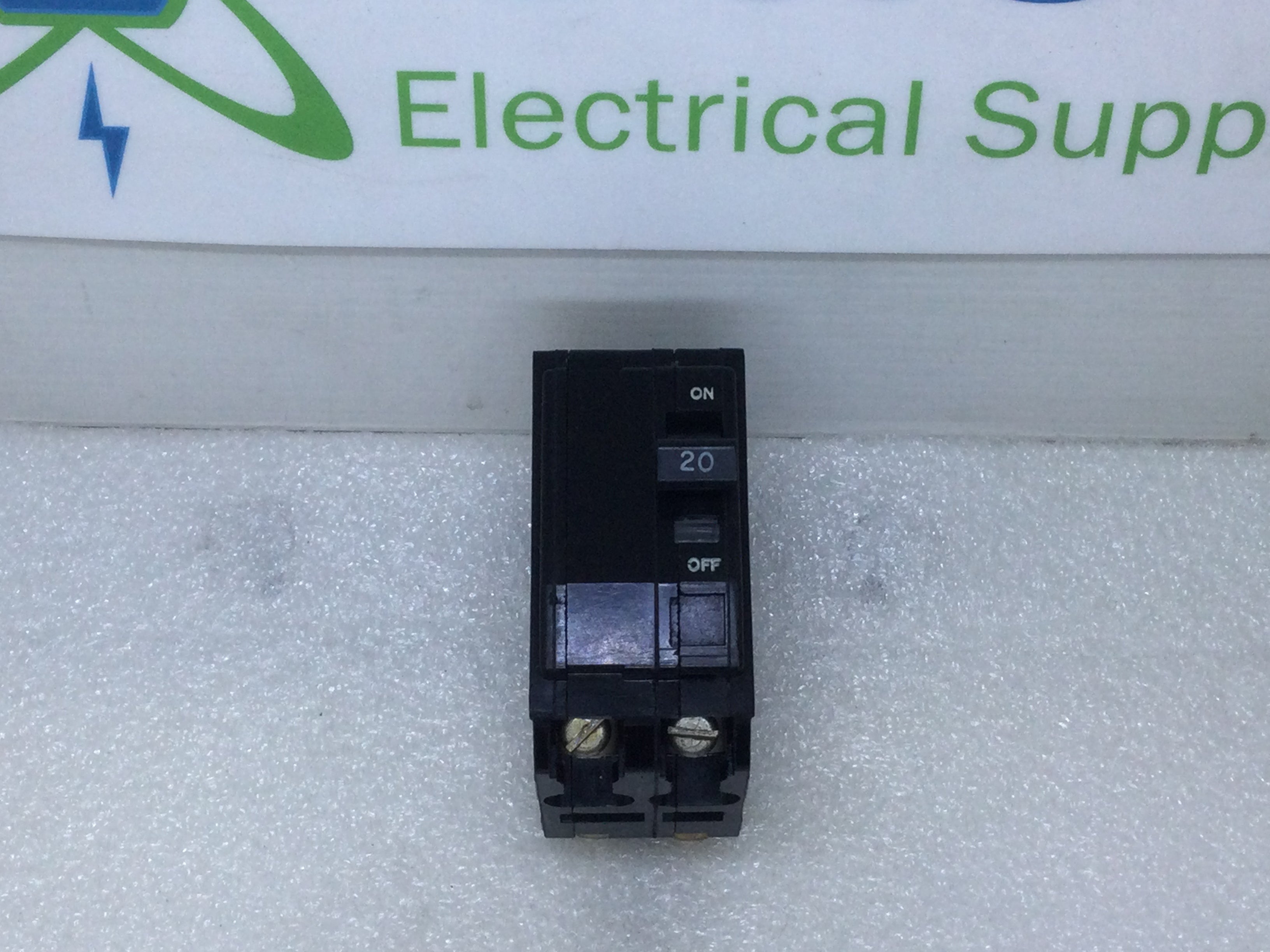 Square D QOB220 20 Amp 2 Pole 120/240V 10ka Bolt-on Circuit Breaker