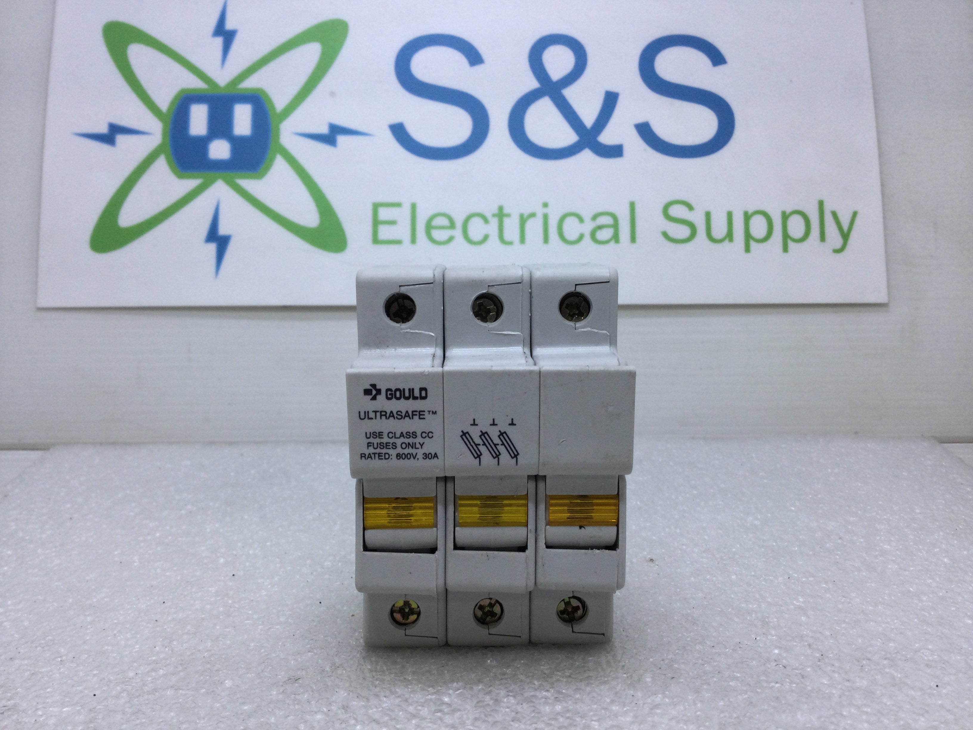 Gould USCC3I 30 Amp 3 Pole 600V Ultrasafe Circuit Breaker Class CC Fus