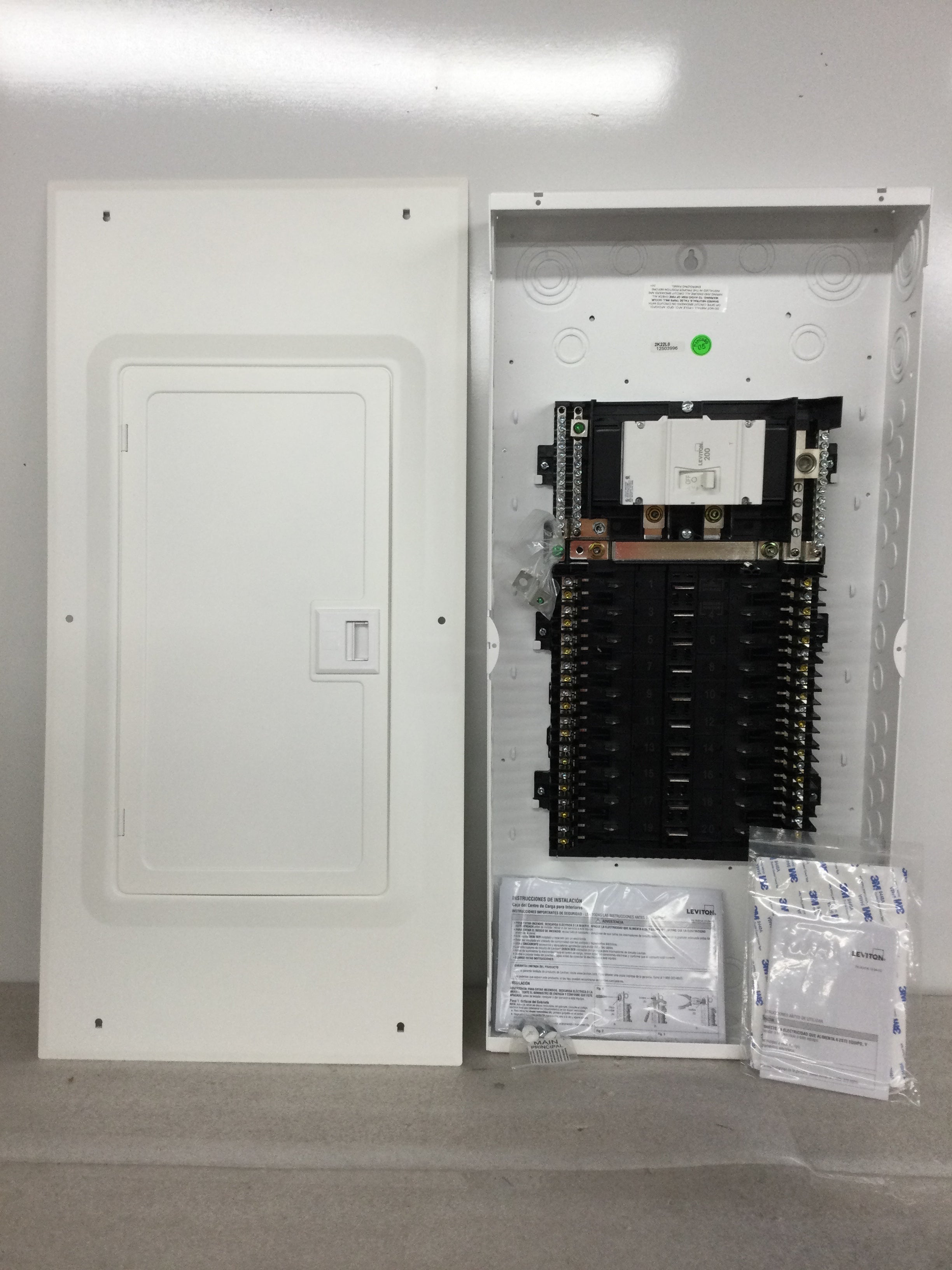 Leviton RD0-LP220-BDR 20 Space Indoor Load Center with 200A NEMA1 1 Ph