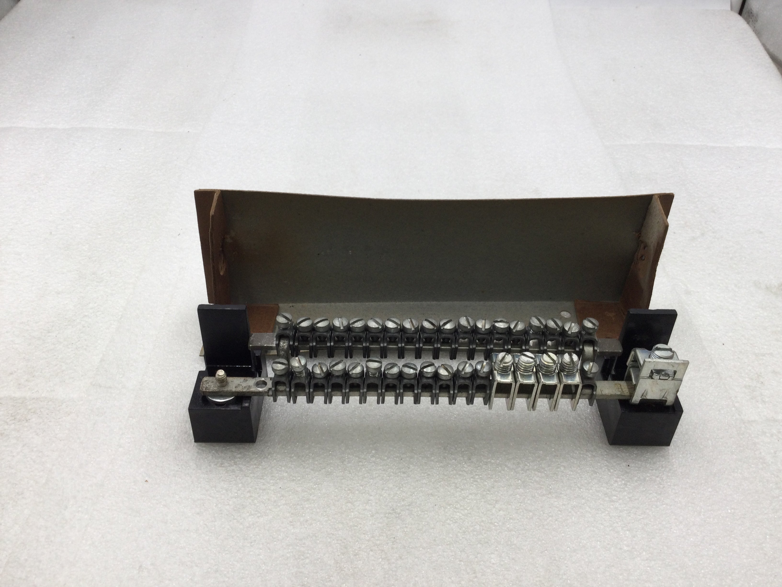 2 Level 35 Position Isolated Neutral/Ground Bar w/Clamp Down Neutral L