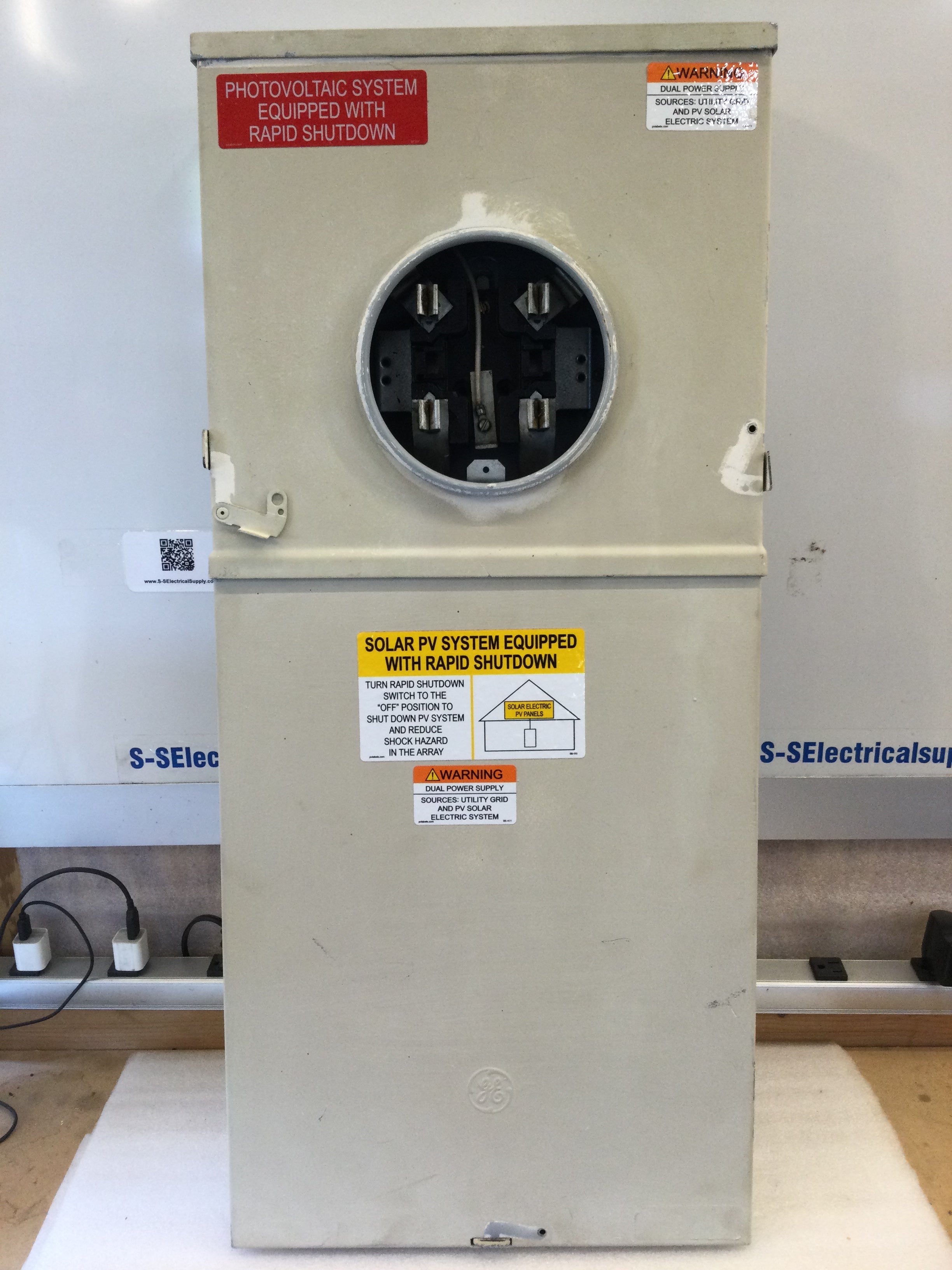 GE/General Electric TSM815CSFL 150A 120/240VAC Nema3R Meter/Main Combo