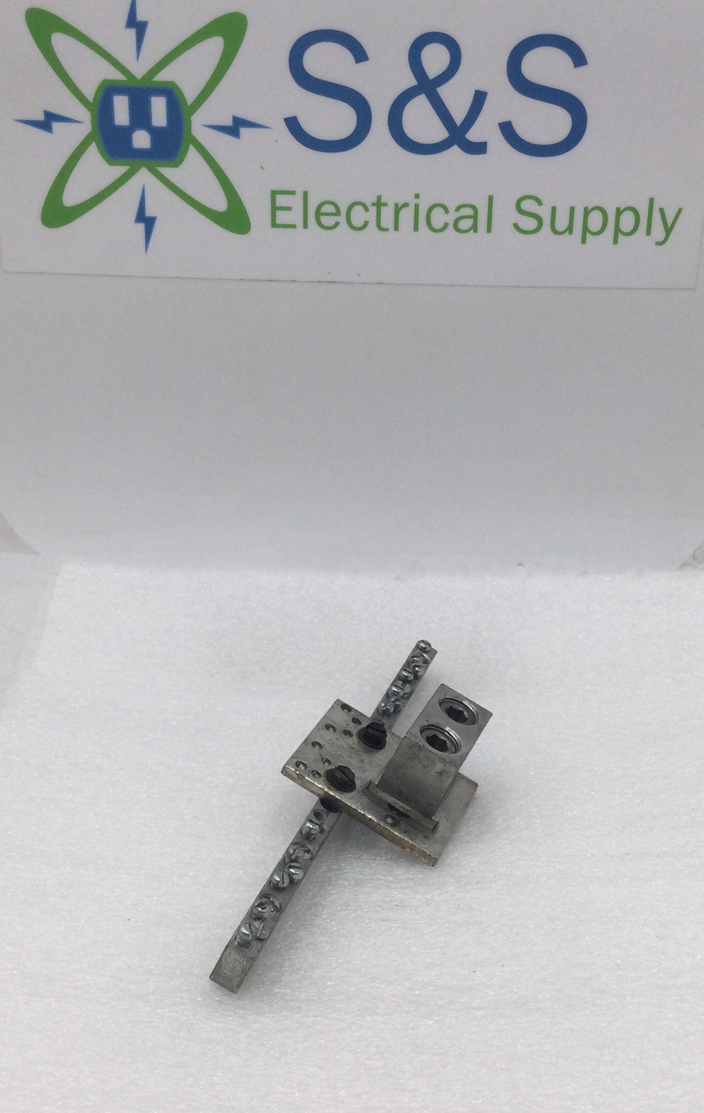 Siemens/ITE 29 Position 6-14 AWG Grounding Bar w/Lug Top Bracket 8 1/2