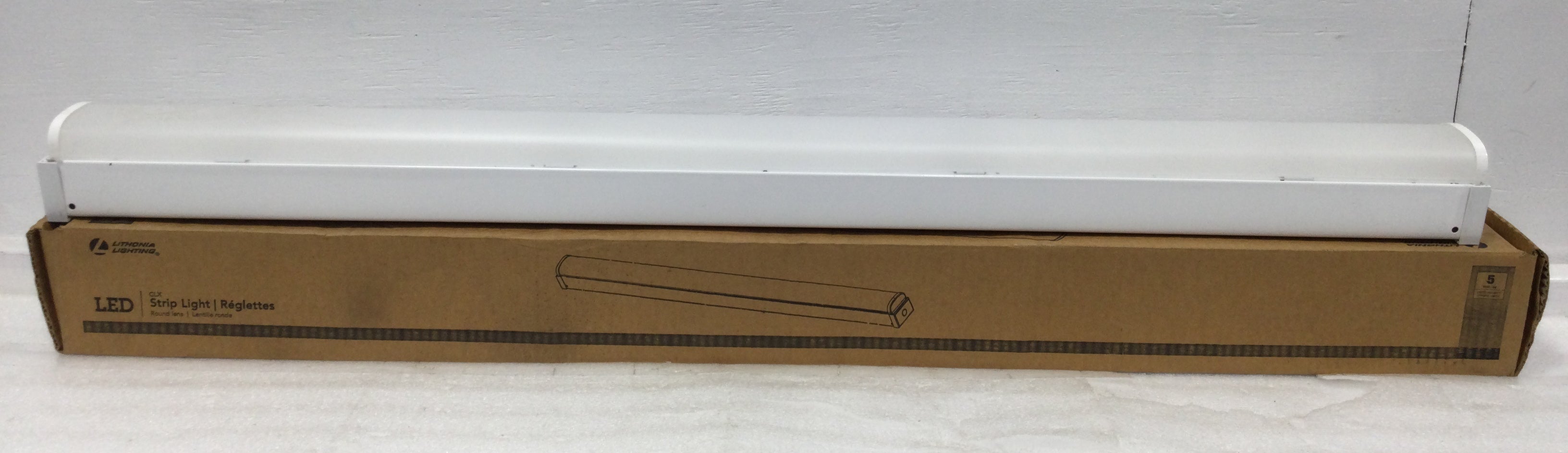 Lithonia Lighting CLX L48 5000LM SEF RDL MVOLT GZ10 35K 80CRI WH 4' LE