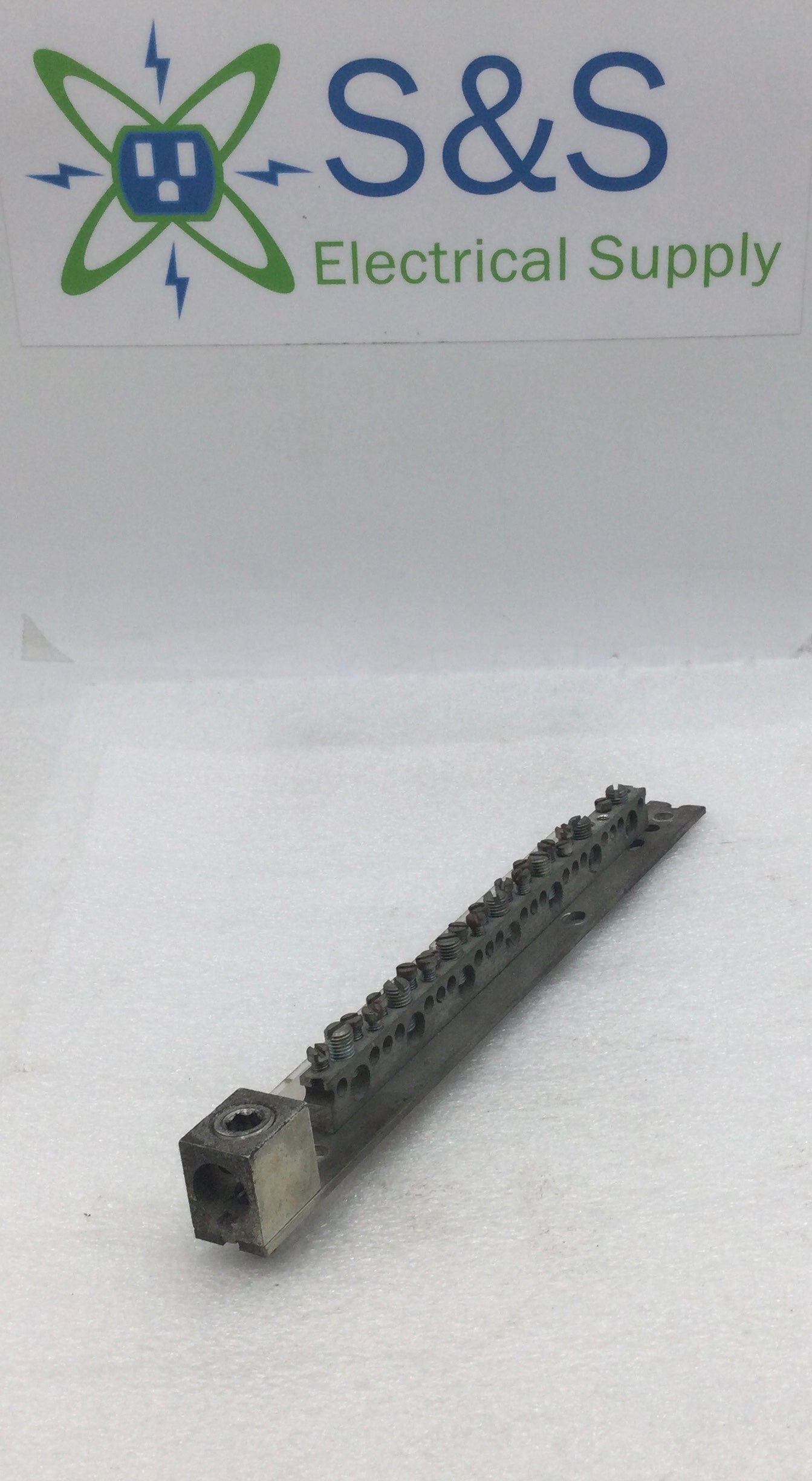 27 Position 4-14 AWG Grounding Bar w/ Lug Mounting Bracket 11" x 1 1/2