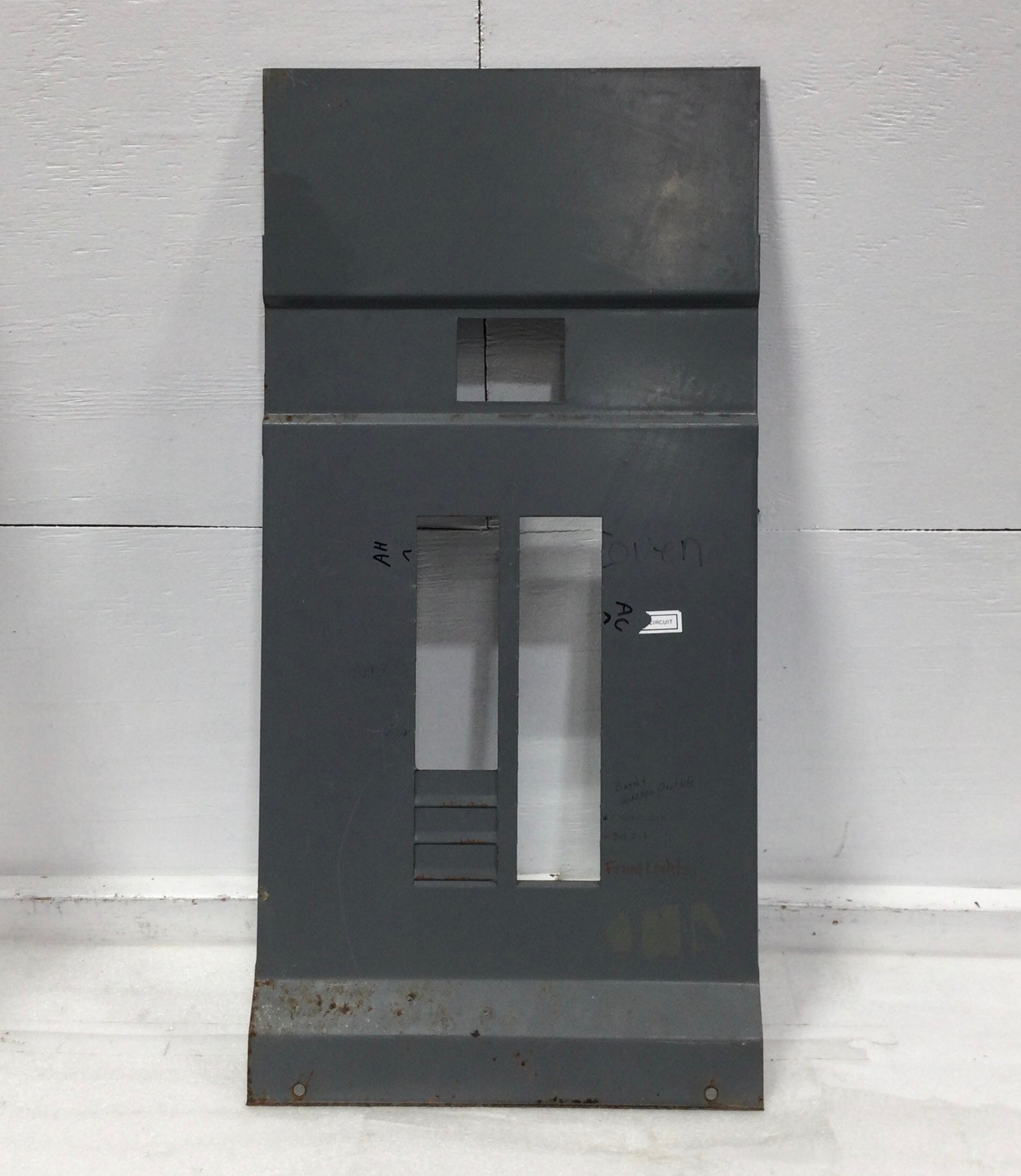 20 Space 120/240V Dead Front Only w/Main 28" x 14"