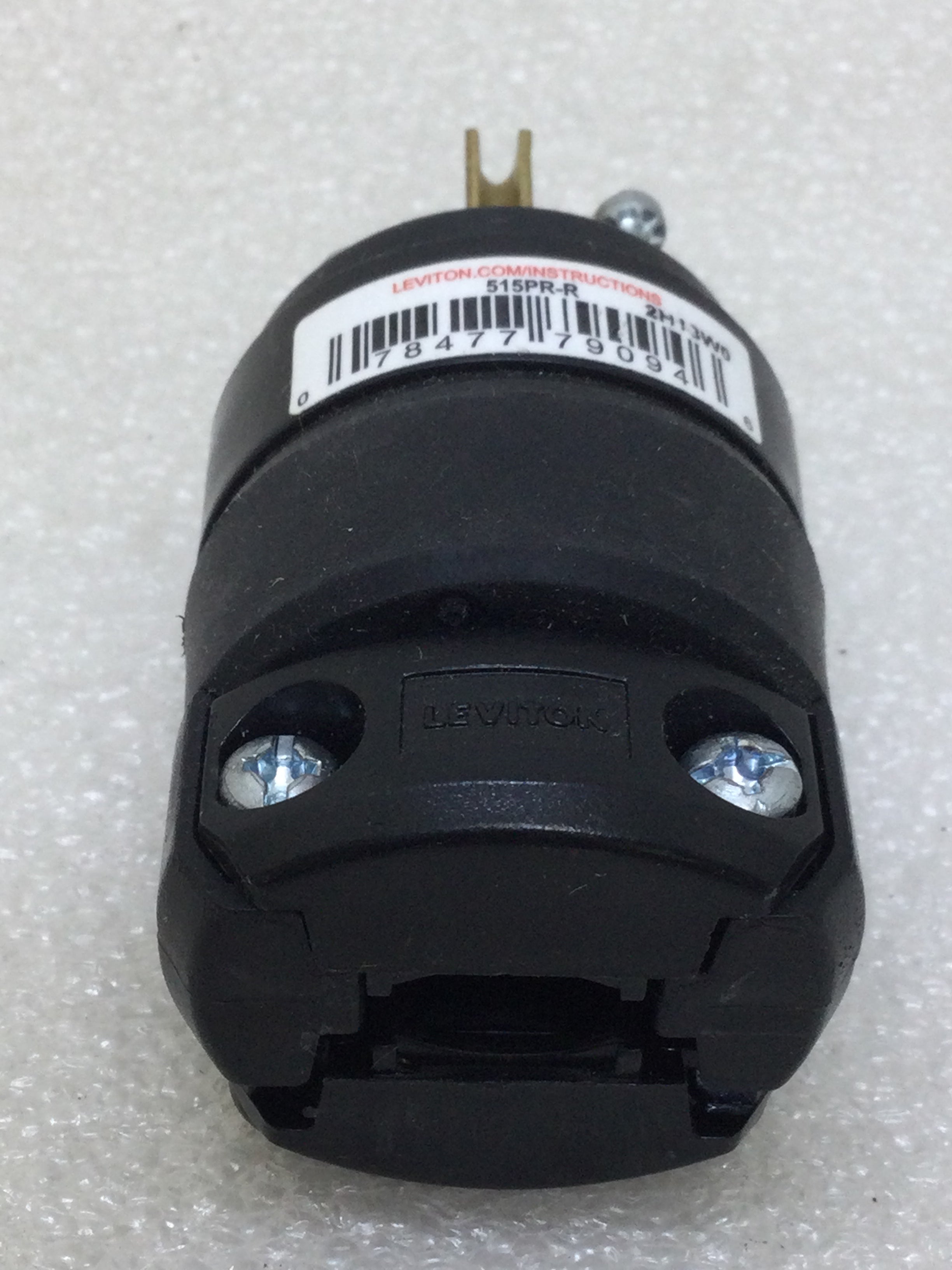 Leviton R70-515PR-00R 15 Amp 125-Volt Rubber Grounding Plug