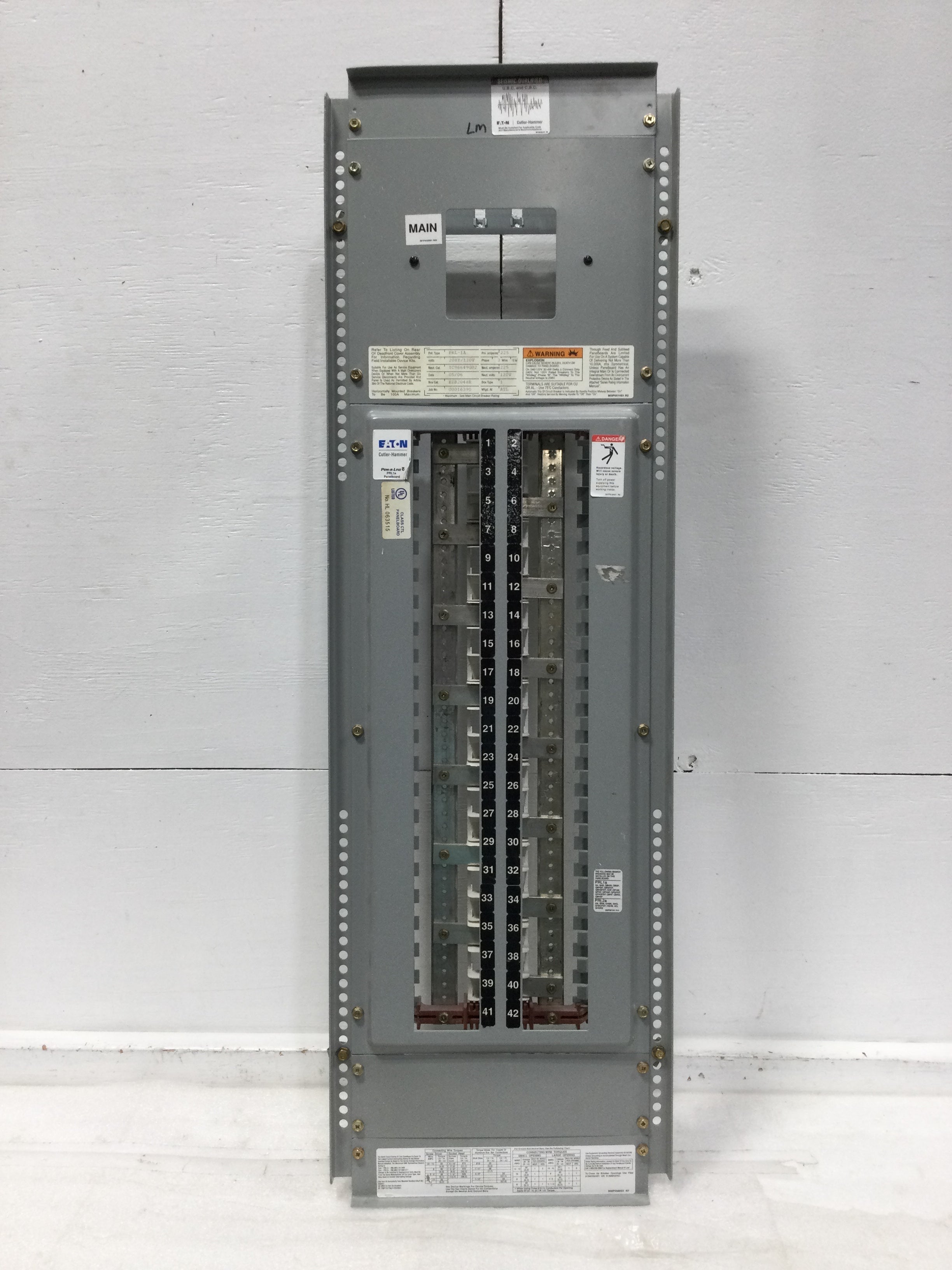 Eaton Pow-R-Line C PRL1A 225 Amp 42 Space 208Y/120V Panel Board & Dead