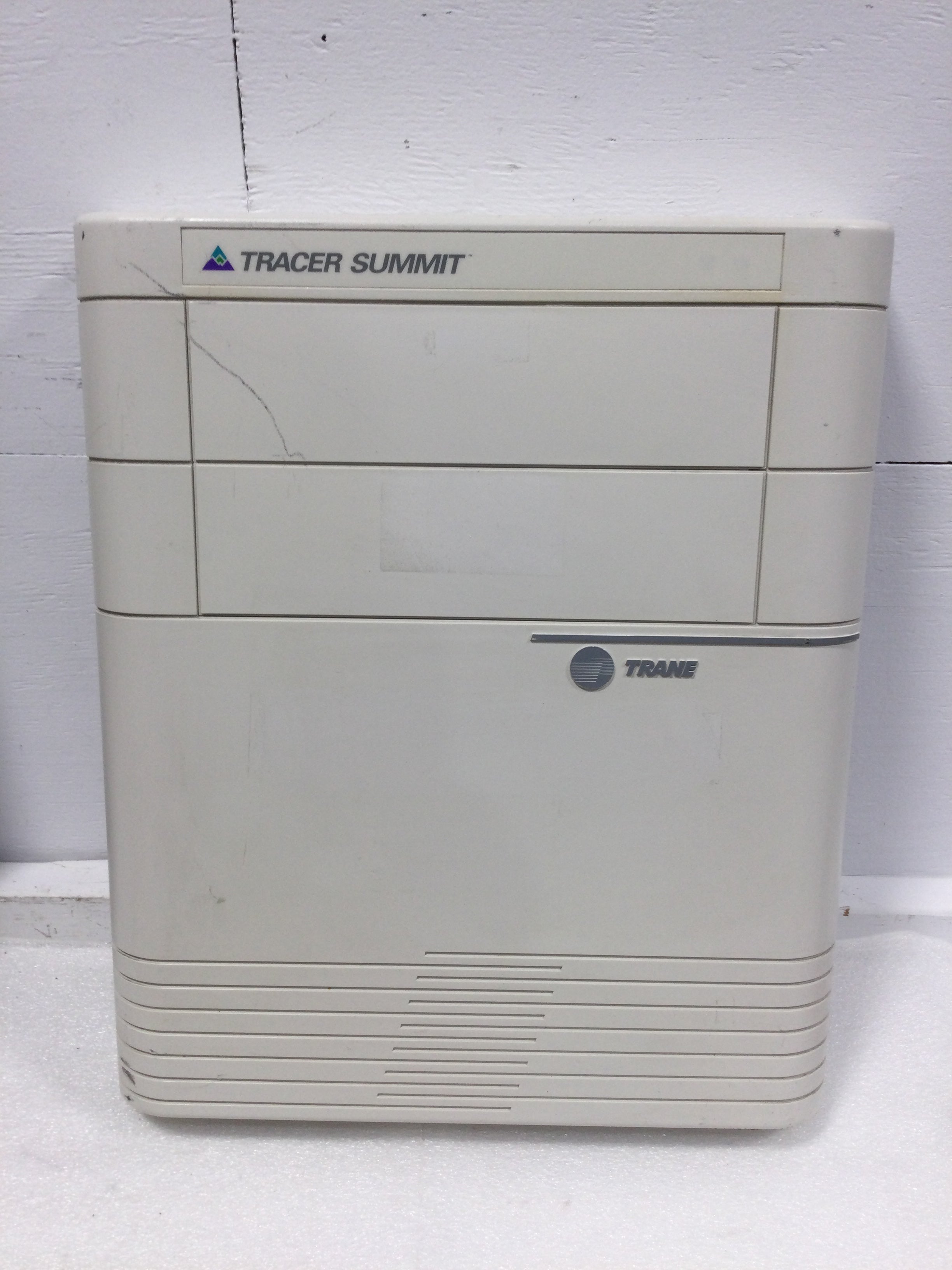 Trane Building Control Unit BMTS000AAB420A17000100 with Tracer Summit