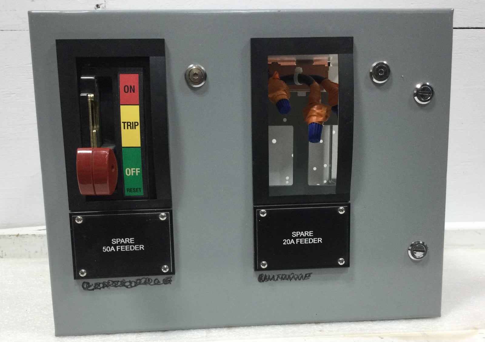 GE General Electric Evolution E33752 MCC Bucket Type Control Center wi
