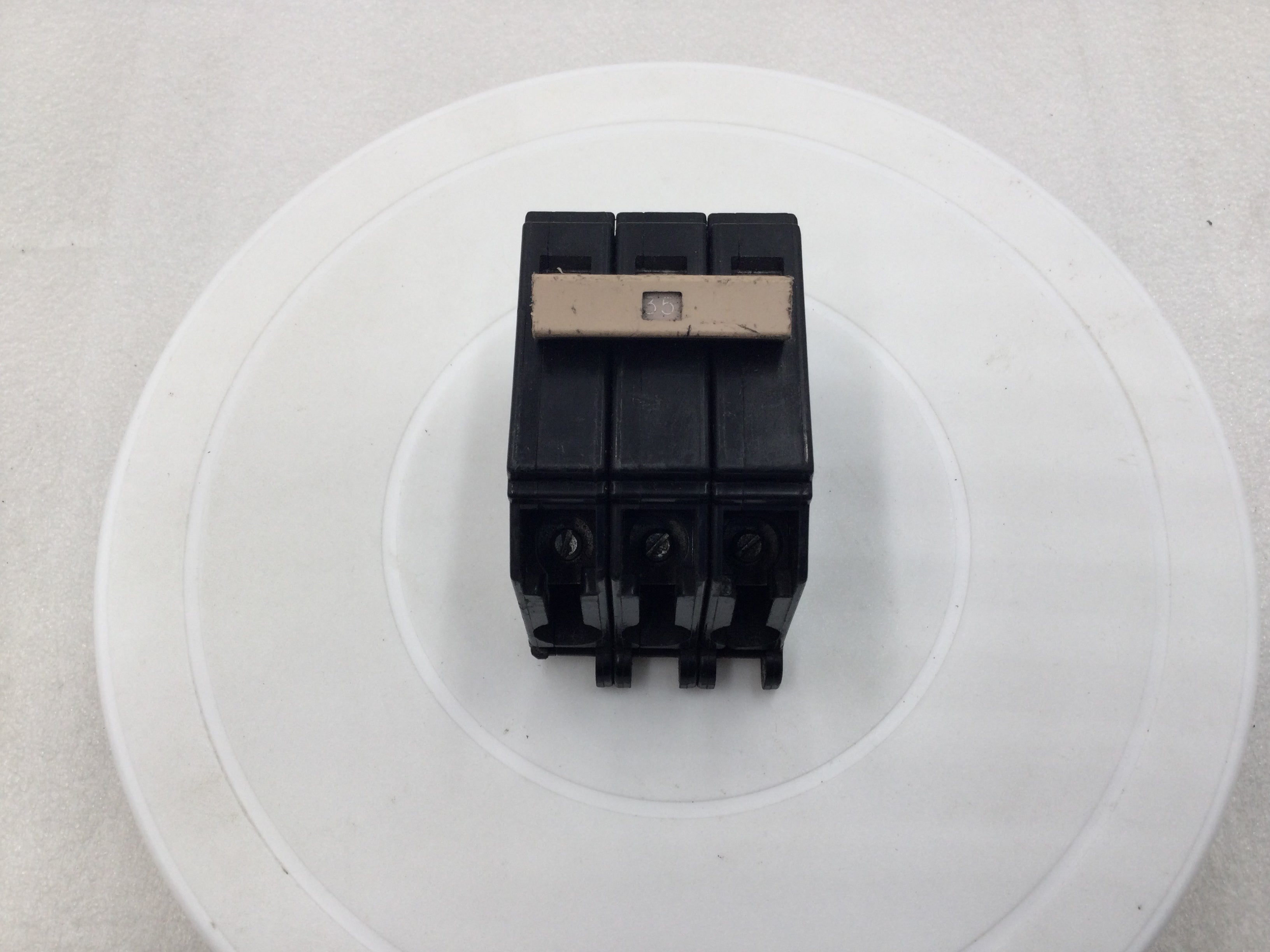 Eaton/Cutler-Hammer CH335 35 Amp 3 Pole Circuit Breaker