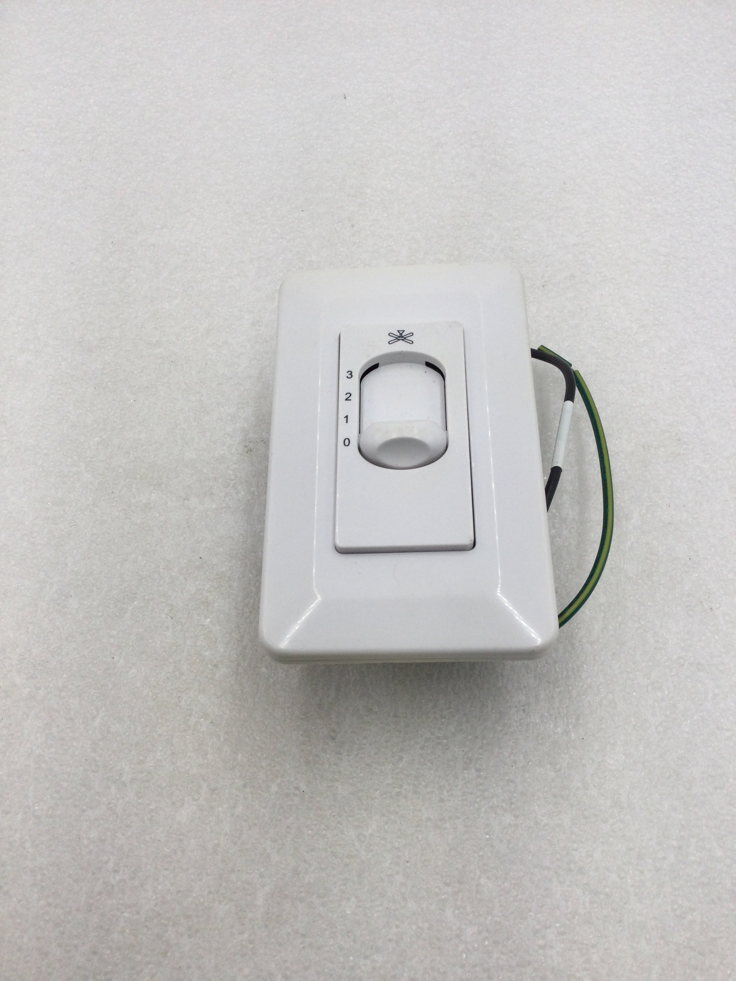 Hampton Bay WASOF-02 3 Speed Wall Mount Fan Controller