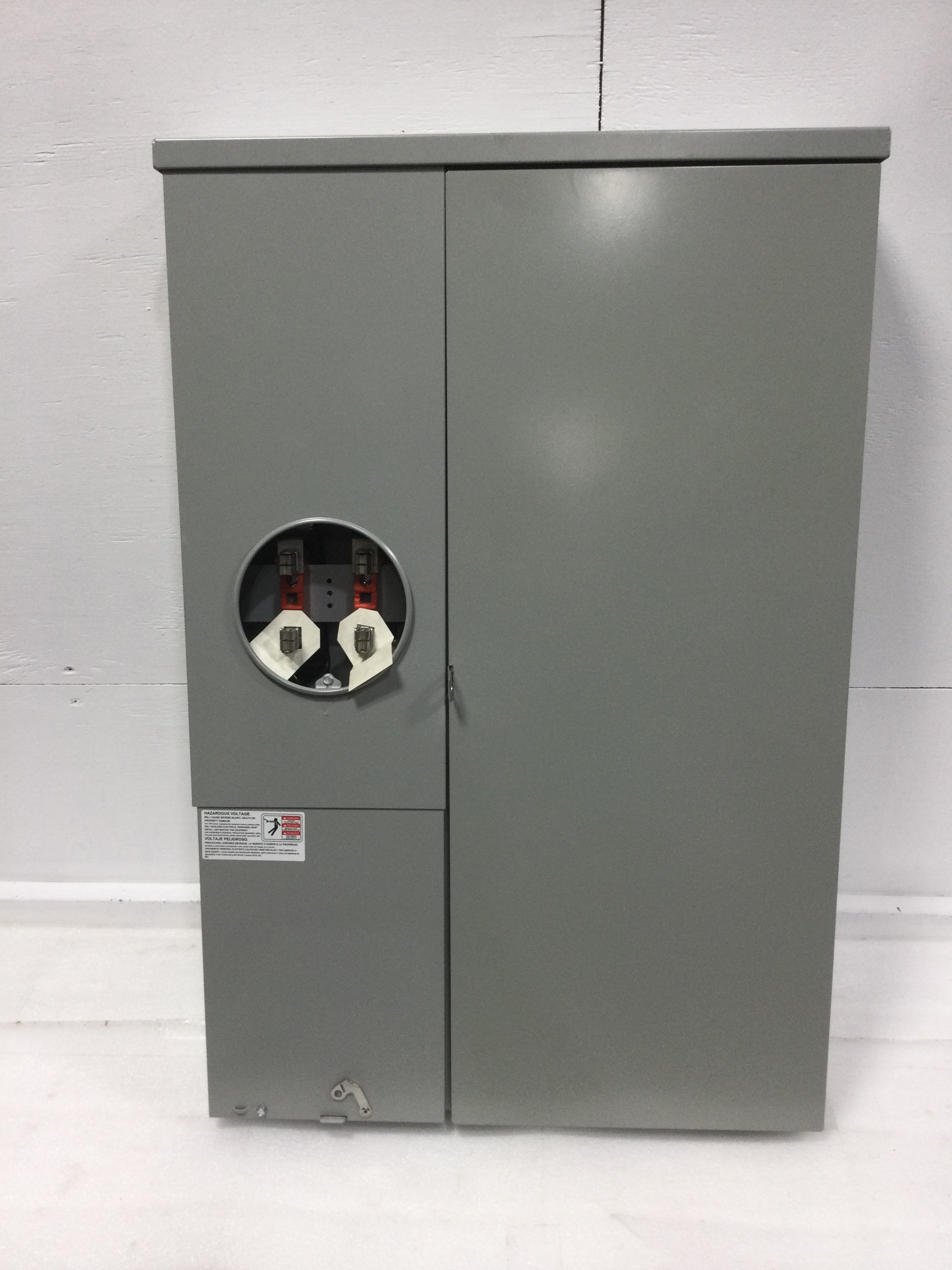 Leviton LP315-MC 150 Amp Main 30-space outdoor all-in-one meter load c