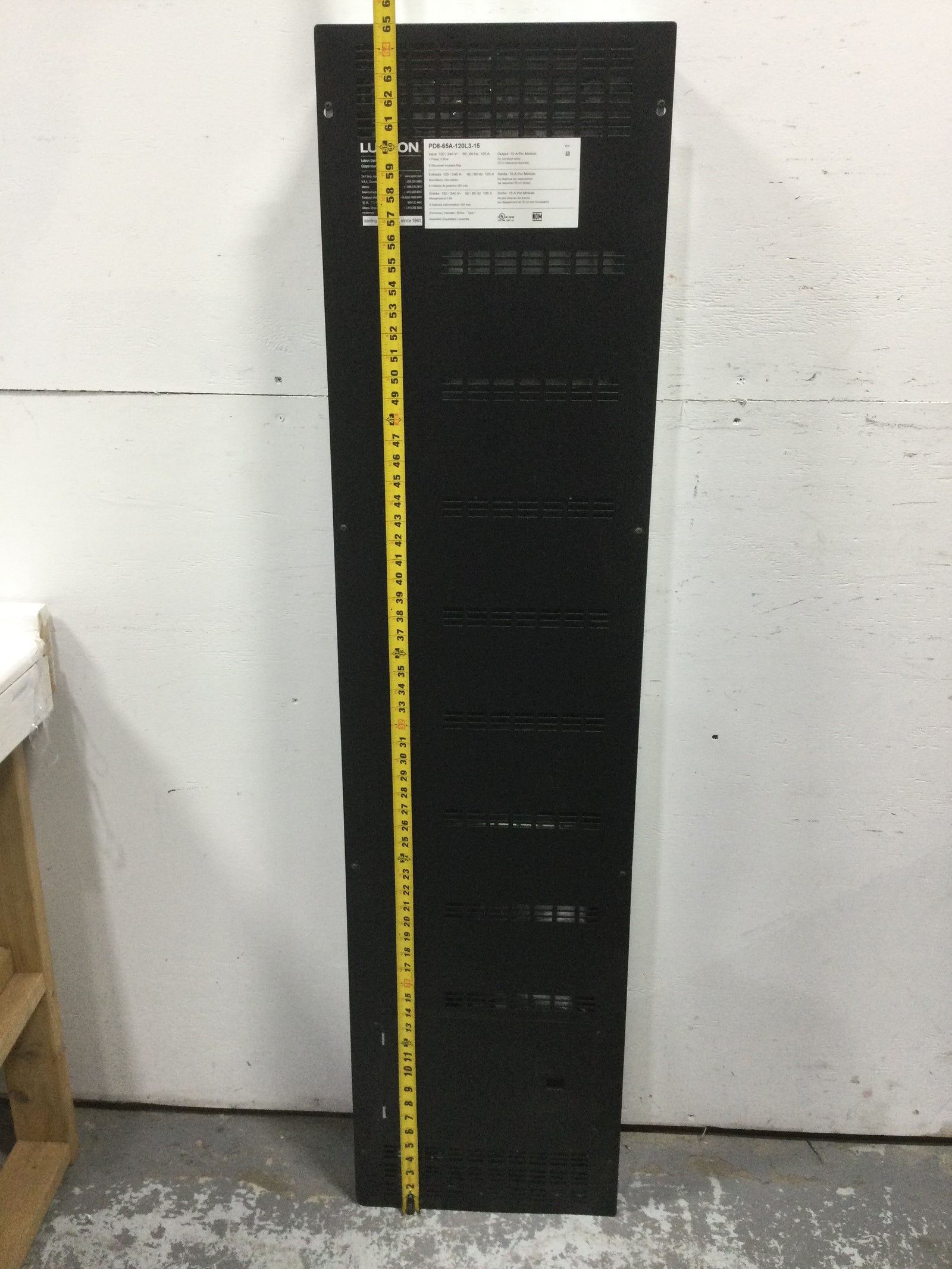 Lutron pd8-65a-120l3-15 120 V~ DIN Breaker Panel