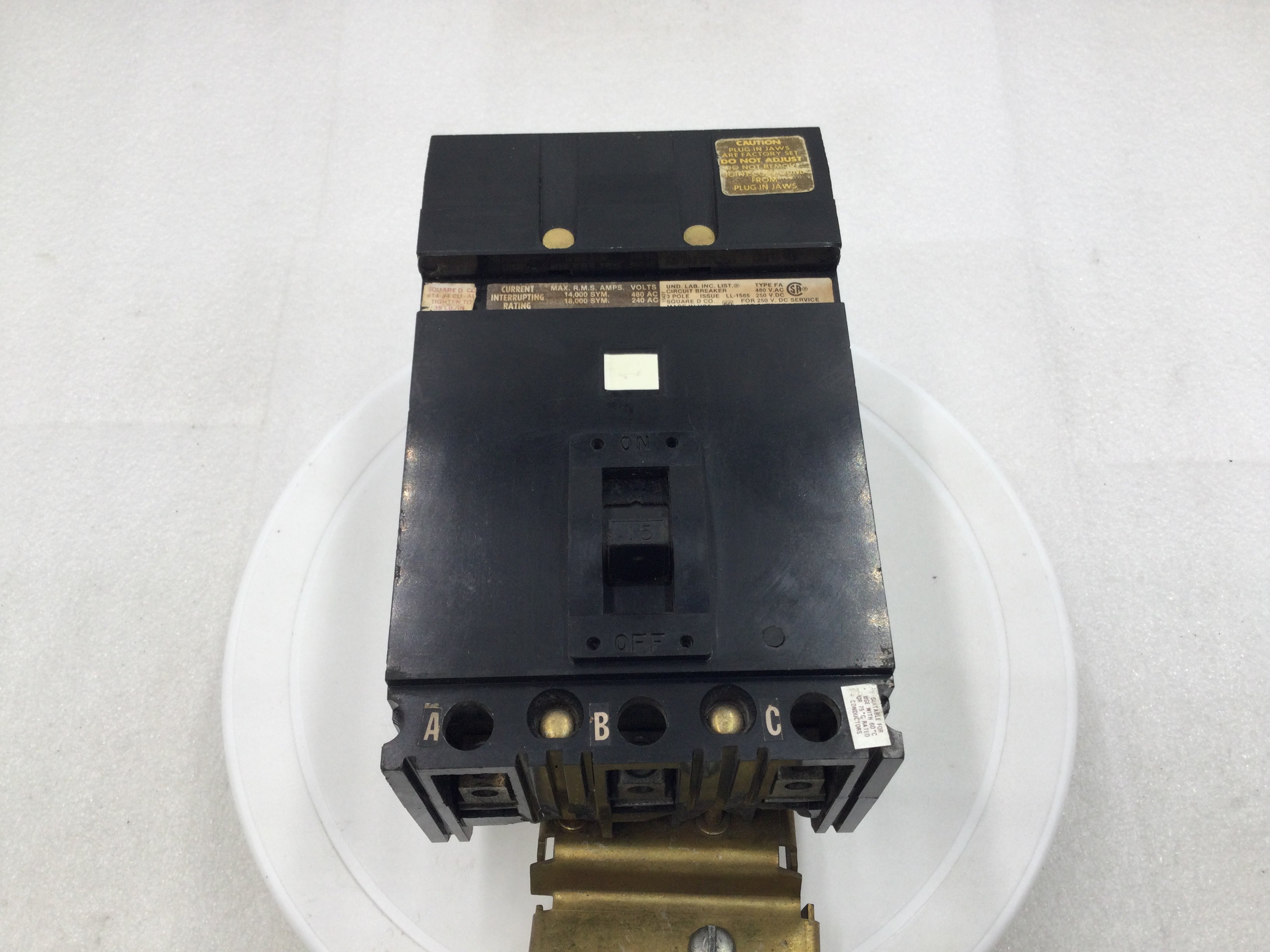 Square D FA34015 15 Amp 3 Pole 480V Type FA Circuit Breaker - Cosmetic