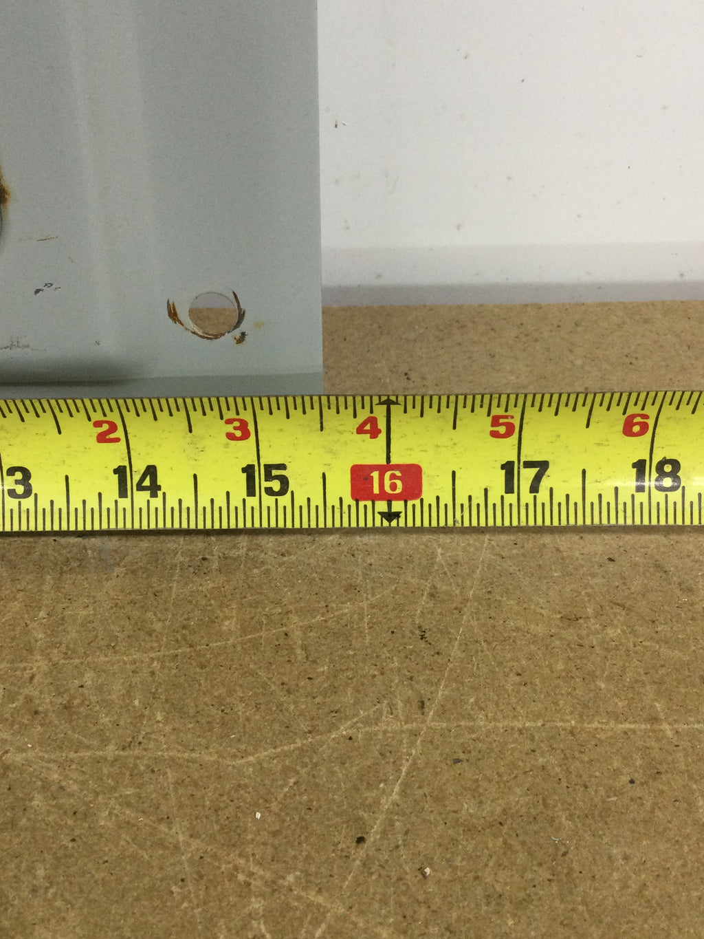 Siemens G3040B1200 200 Amp 120/240v Type 1 Indoor Load Center Cover On