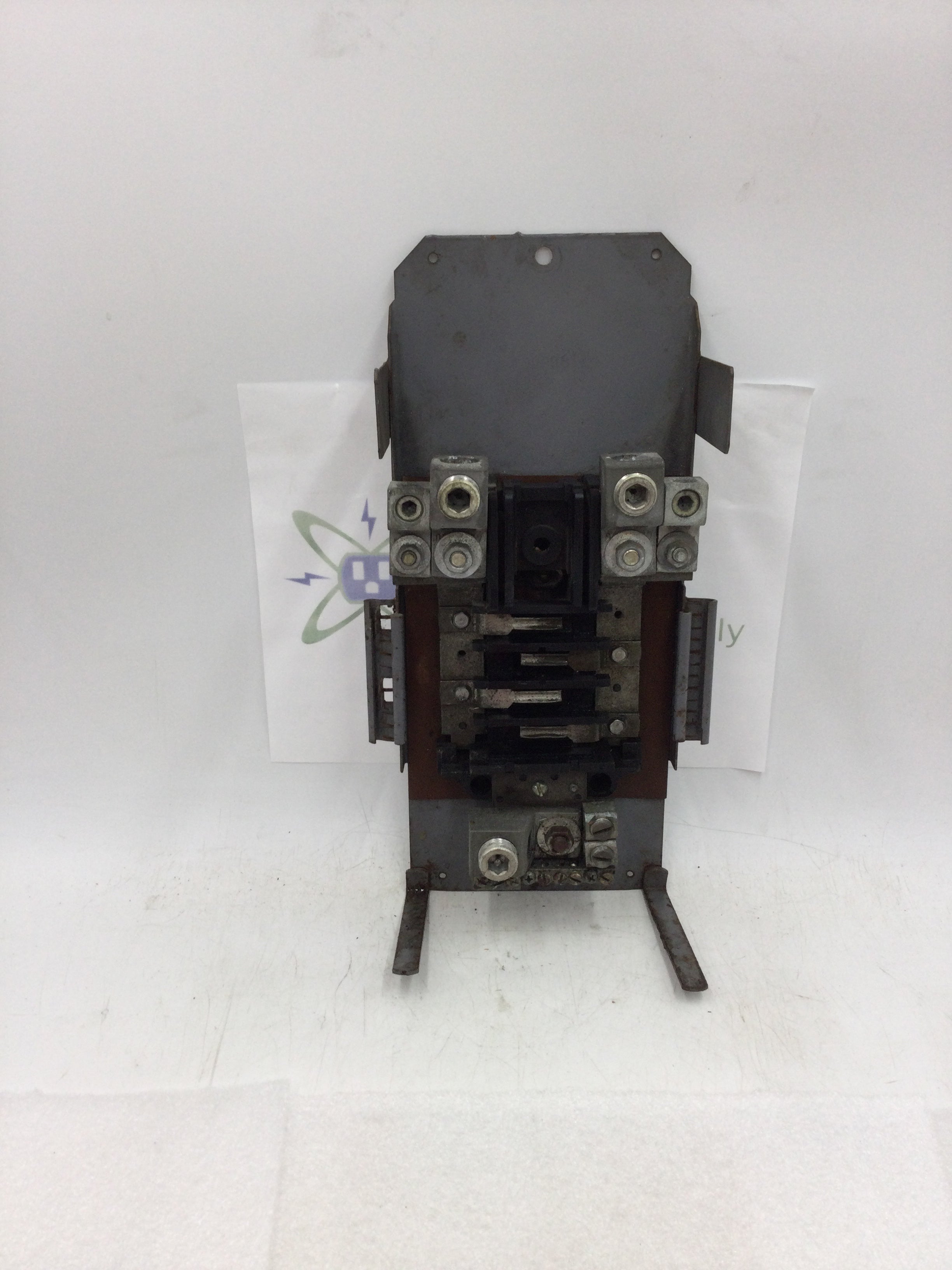 Square D QON Series 4 Space/8 Circuit Main Load Center Guts Only 6" X