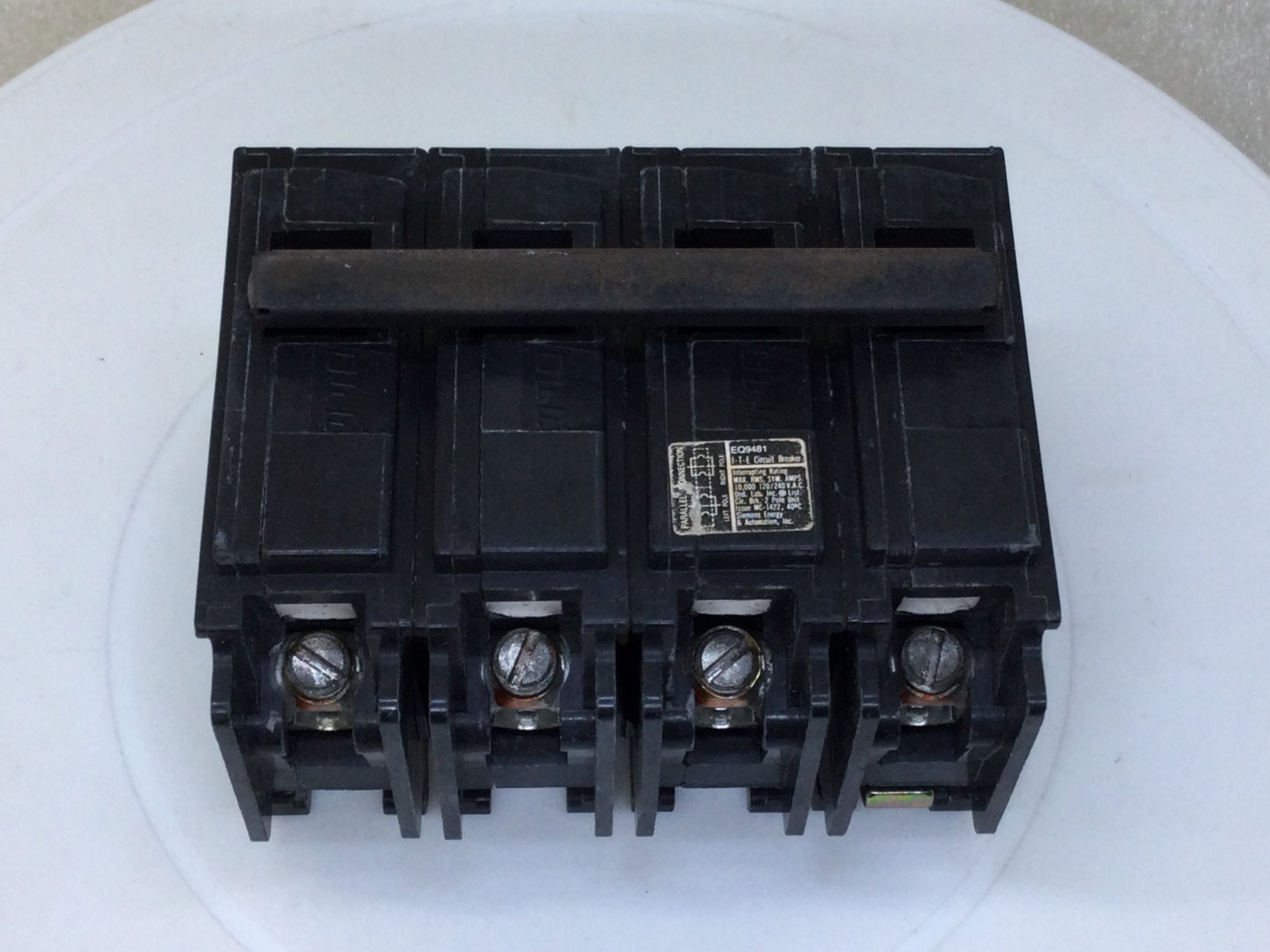 ITE/Siemens EQ9481 150 Amp 4 Pole 120/240V Circuit Breaker - New Style