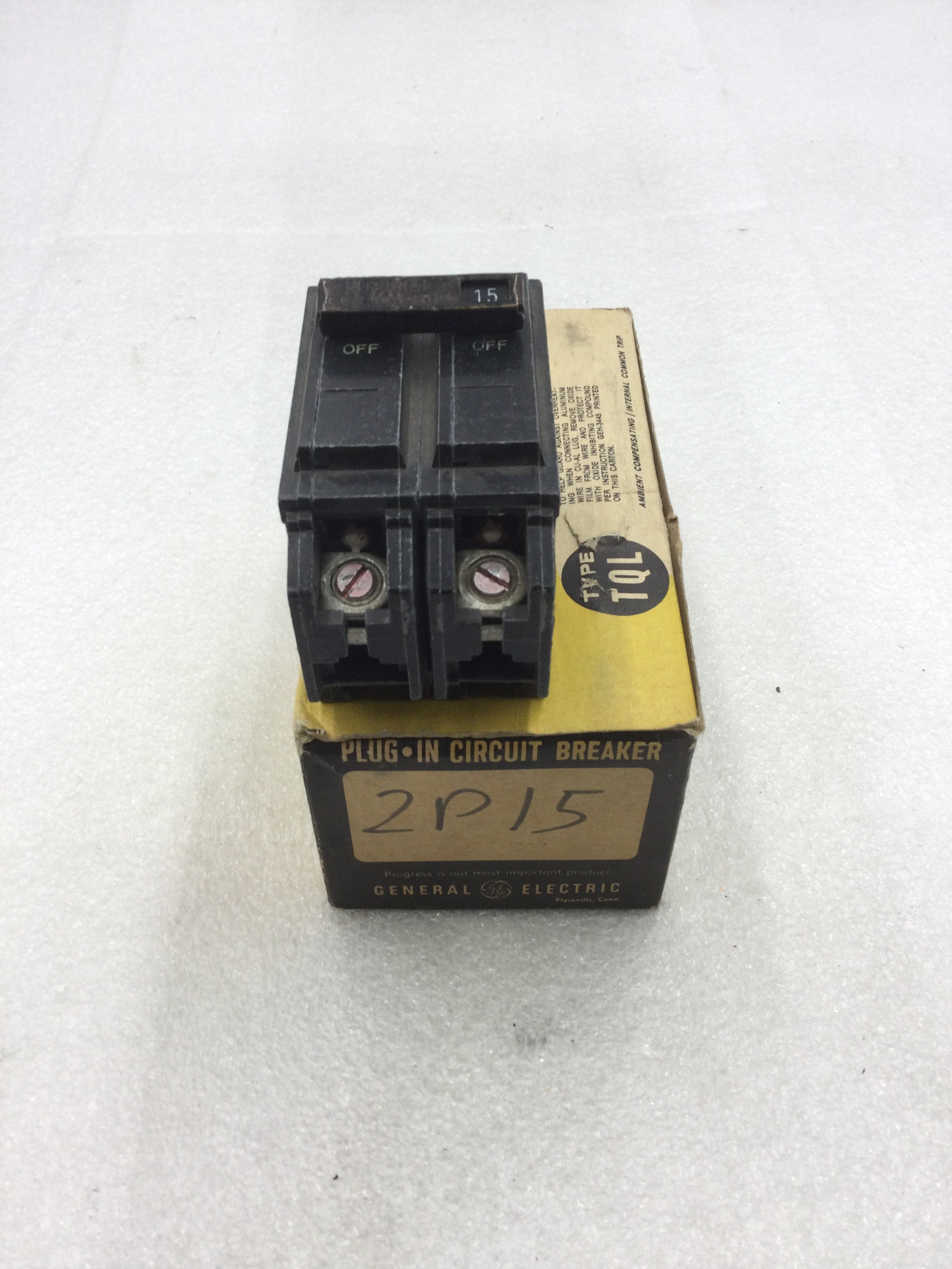 GE General Electric TQL2115/THQL2115 15 Amp 2 Pole Plug In Circuit Bre