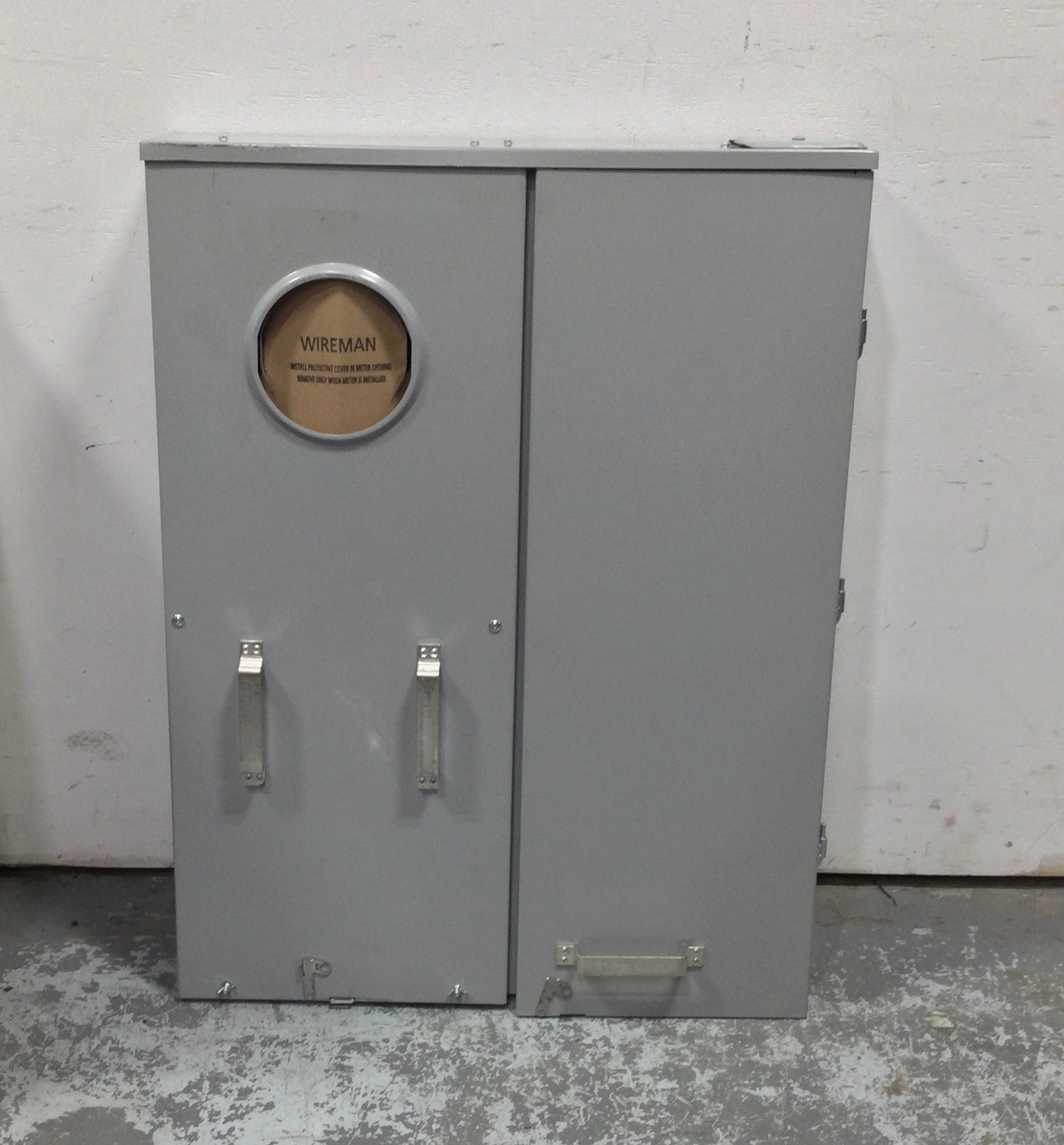 Siemens MC3042B1400SDL 400 Amp 1-Phase 240V Panelboard