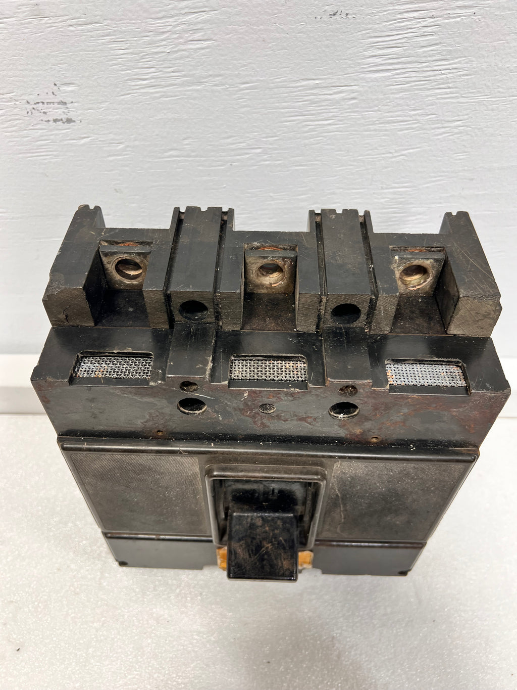 Westinghouse Type-J 225 Amp Frame 125 Amp Trip 3 Pole Circuit Breaker