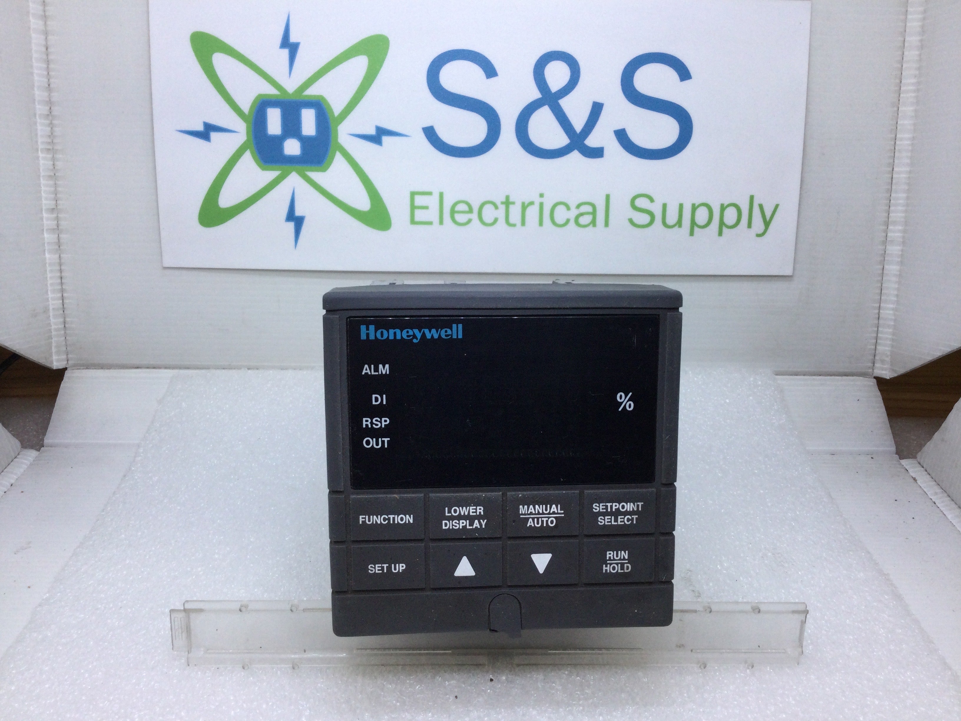 Honeywell DC300E-E-0A3-22-0000-0 Temperature Controller