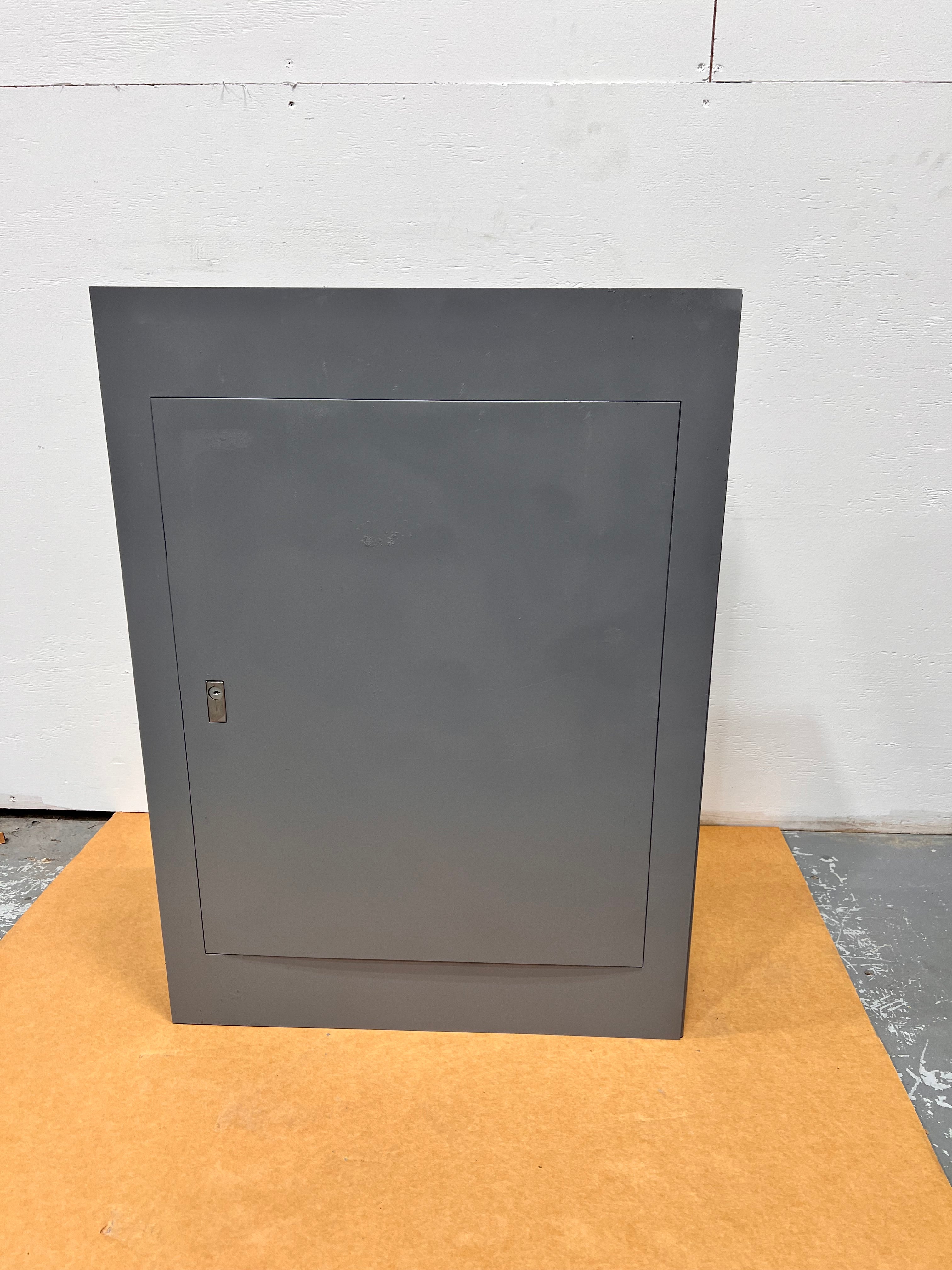 Square D NHIB-48309-1A3 225 Amp 277/480V 3 Phase 4 Wire NH1B Panelboar