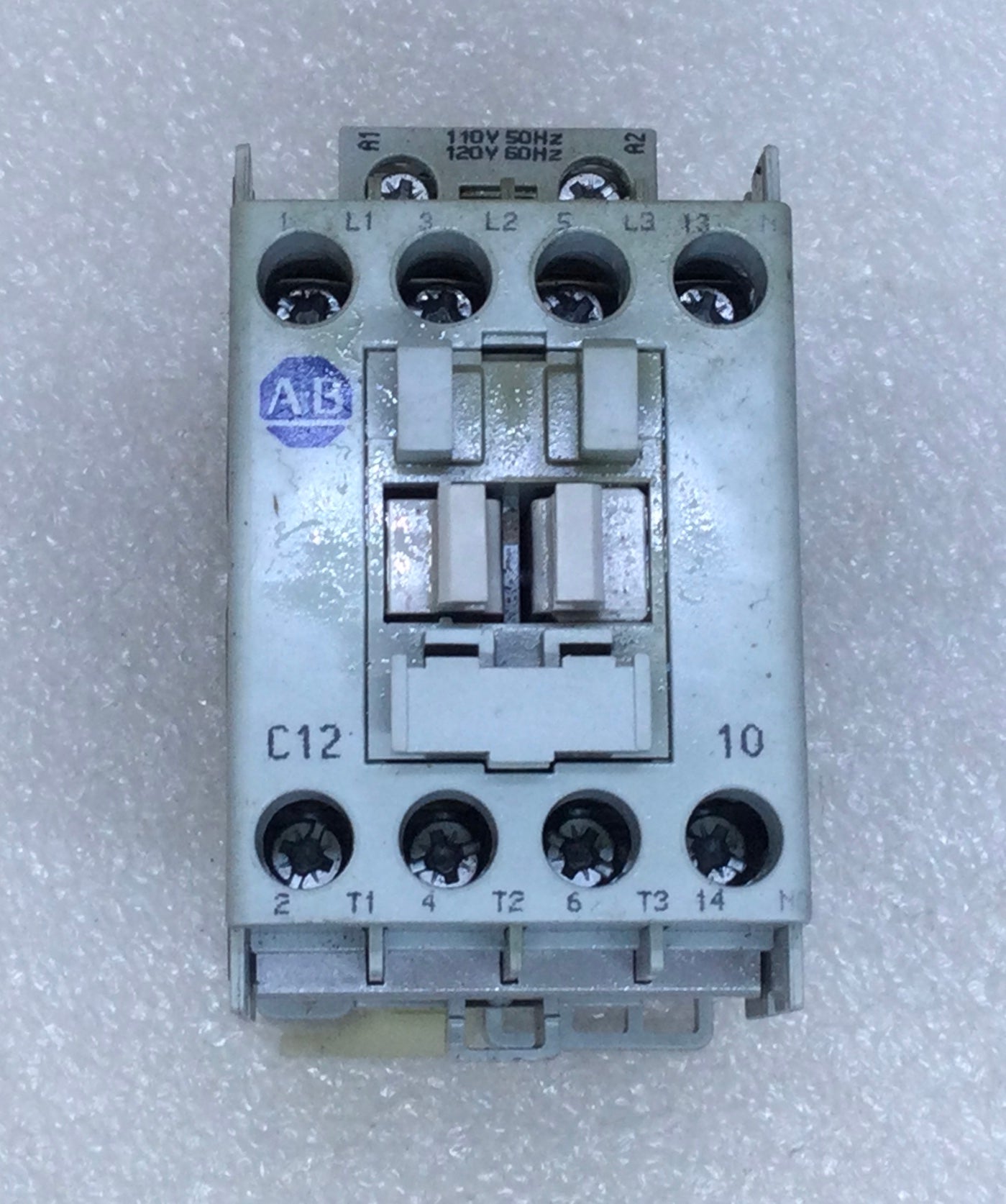 Allen-Bradley 100-C12*10 25 Amp 3-Phase 600V Contactor-Relay