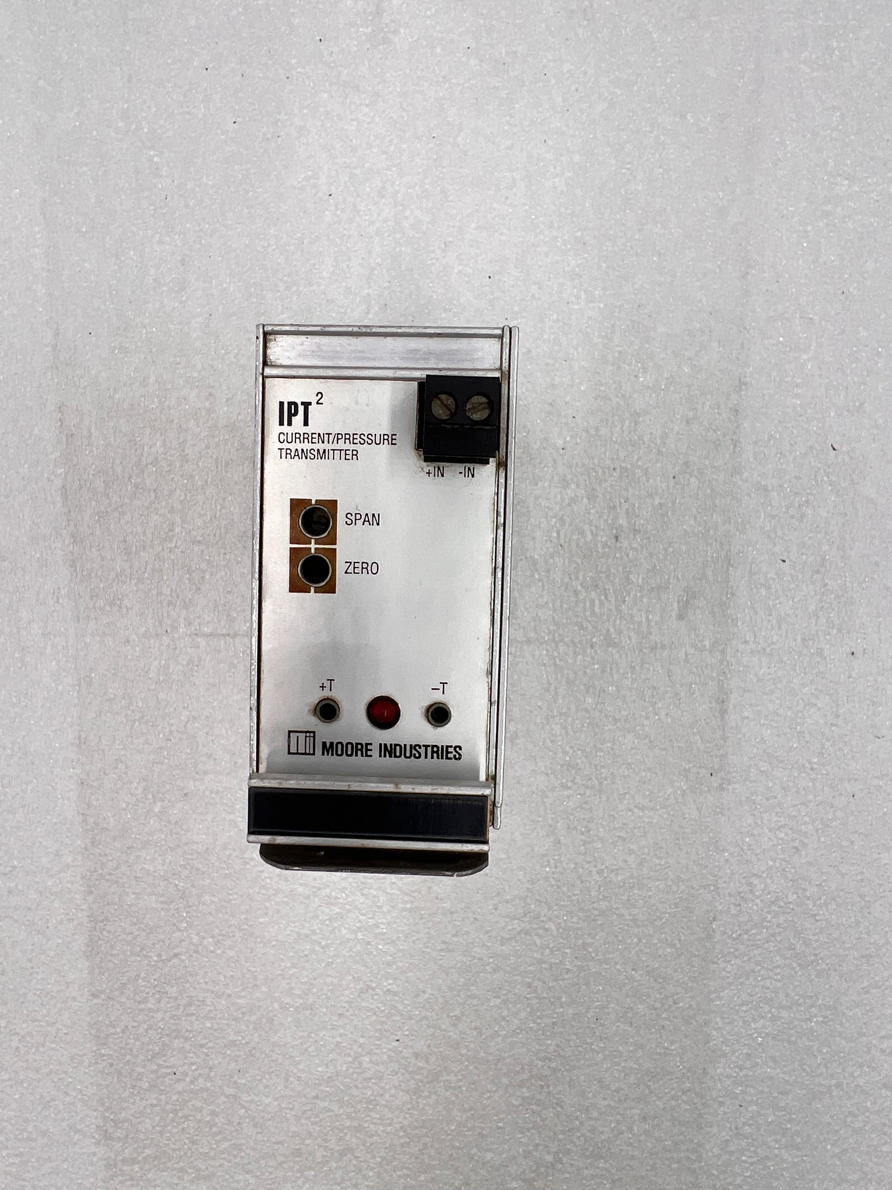 Moore Industries Current/Pressure Transmitter IPT2/4-20MA/3-15PSIG-20P