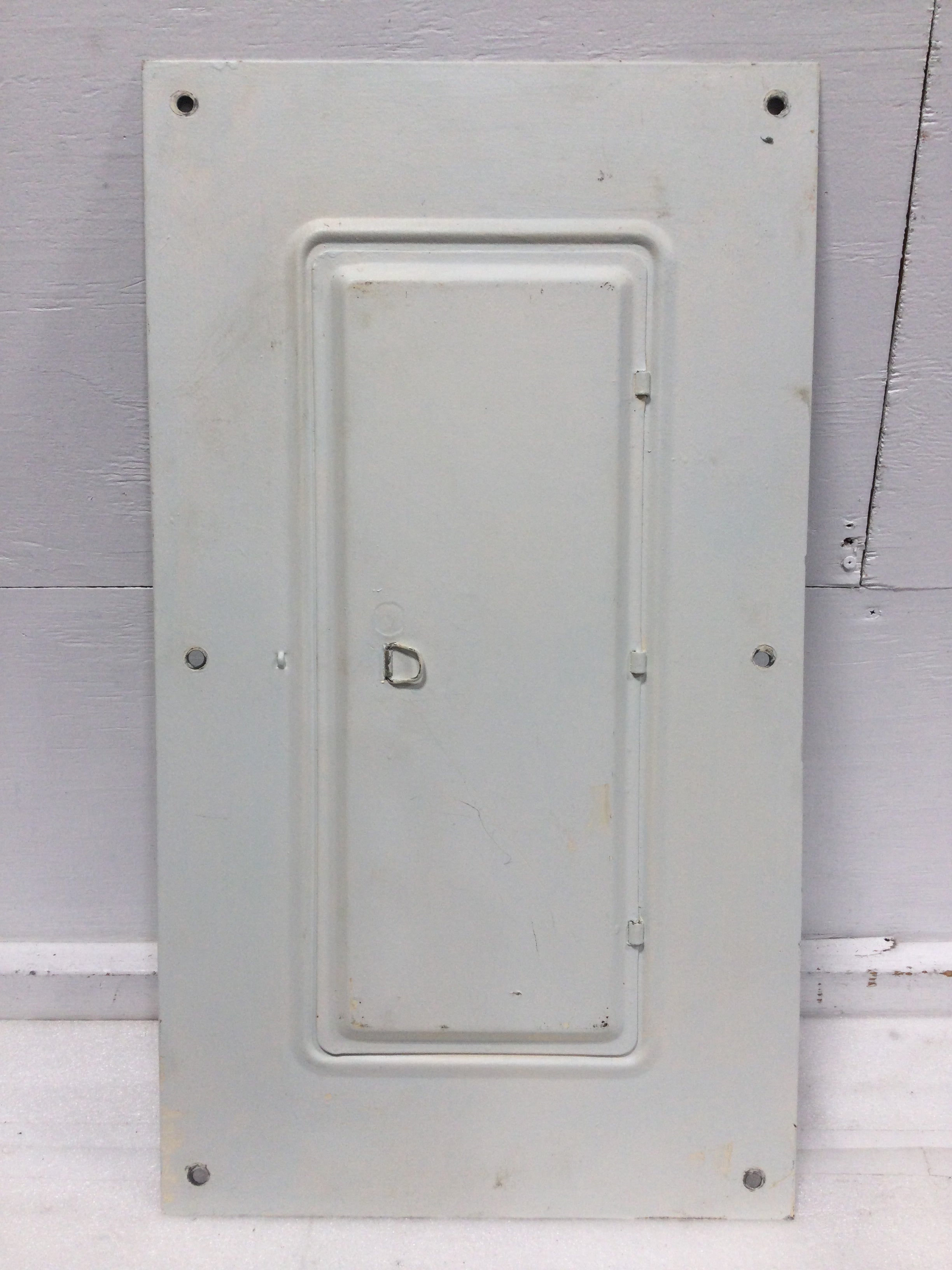 Square D QOC-20HW 150 Amp 20 Space 120/240V Panel/Door Only 27 3/8" x