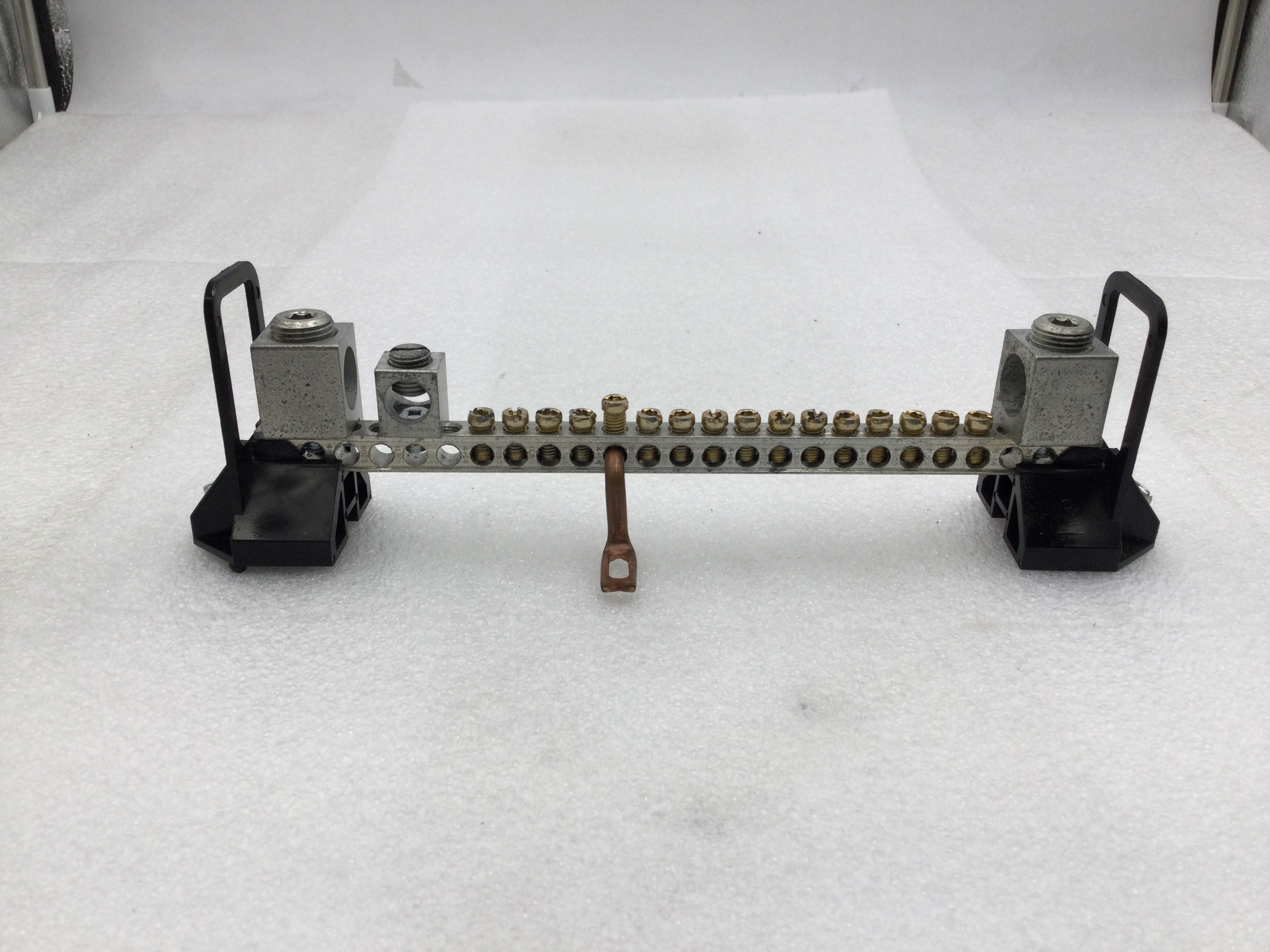 Eaton 25 Position 4-14 AWG Neutral/Isolated Ground Bar