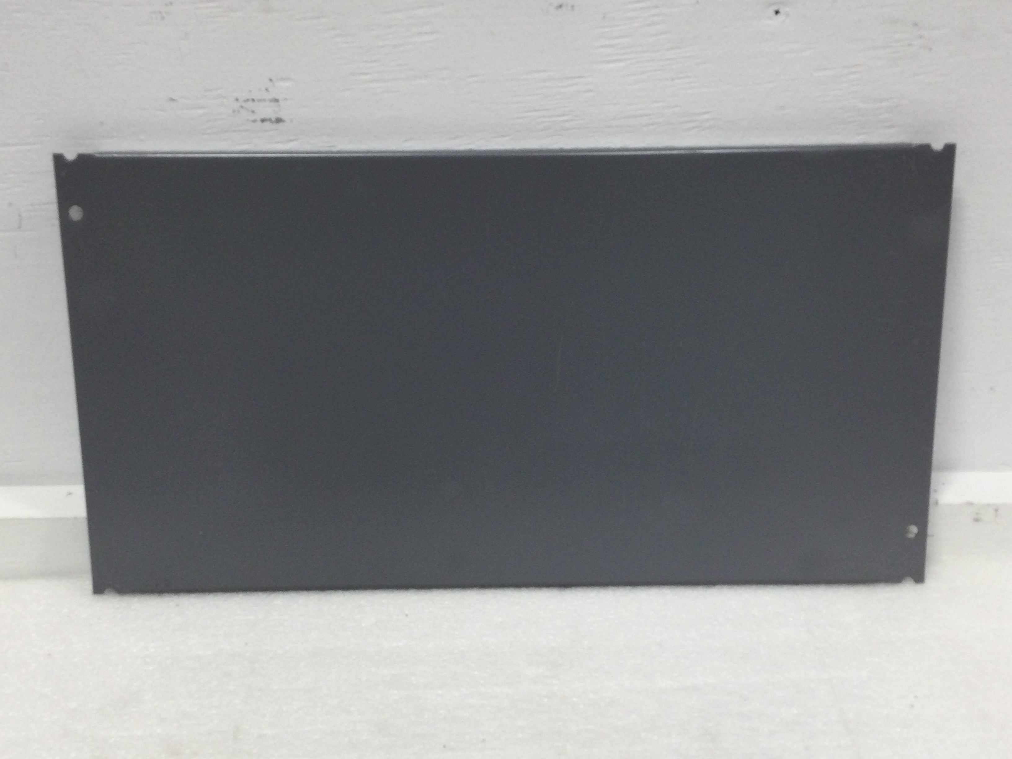 Siemens Filler Plate 19" x 10" ITE Panelboard Type /Cat. NO. SPP Serie