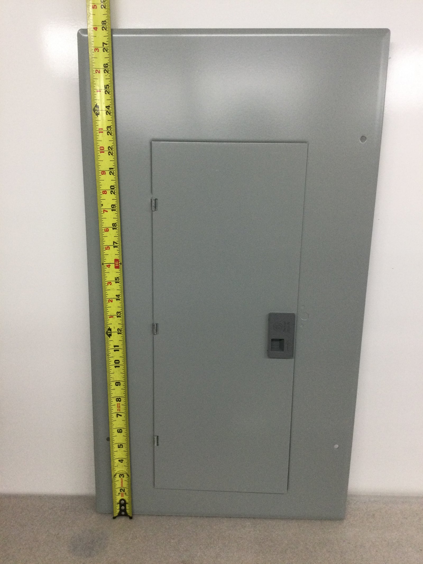 GE General Electric TLM2020 200 Amp 20 Space 40 Circuits Cover/Door On