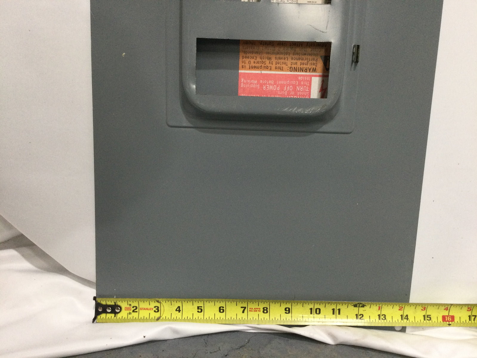 Square D QOC30U 200 Amp 30 Space QO Load Center 1 Phase 3 Wire 30" x 1