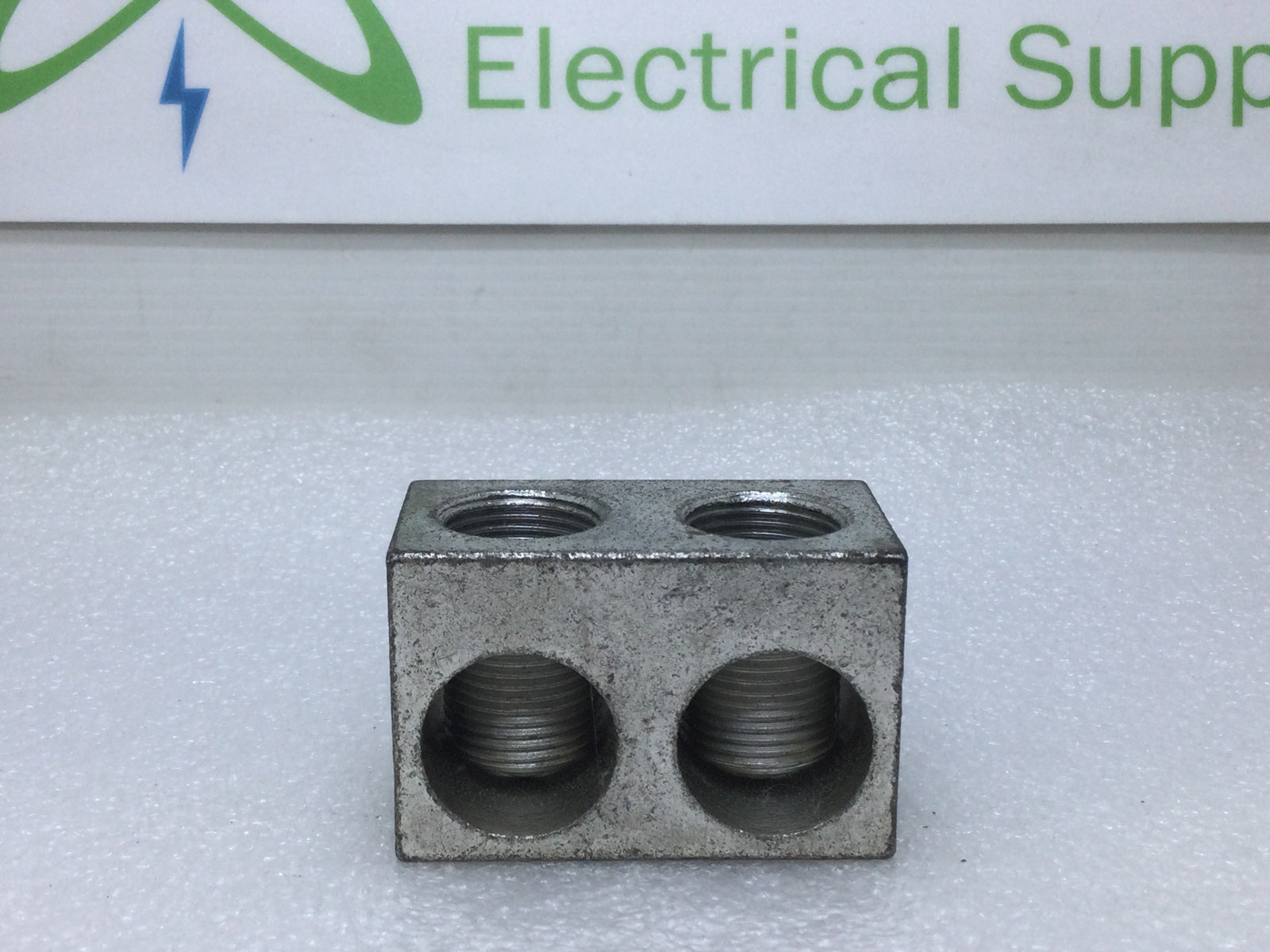 Ilsco D3741 600MCM-2 AL9CU Lug Aluminum Terminal Lug