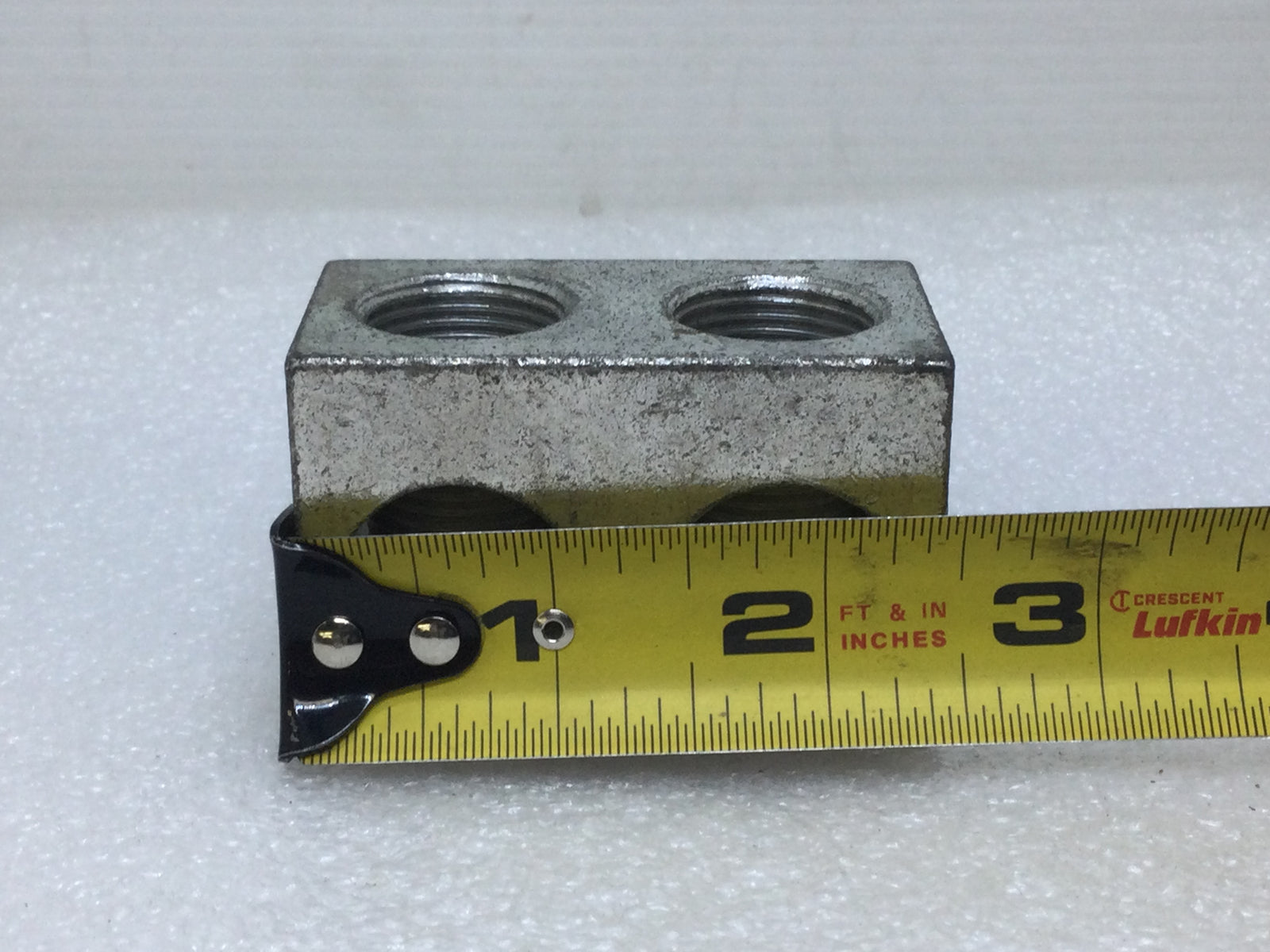 Ilsco D3741 600MCM-2 AL9CU Lug Aluminum Terminal Lug