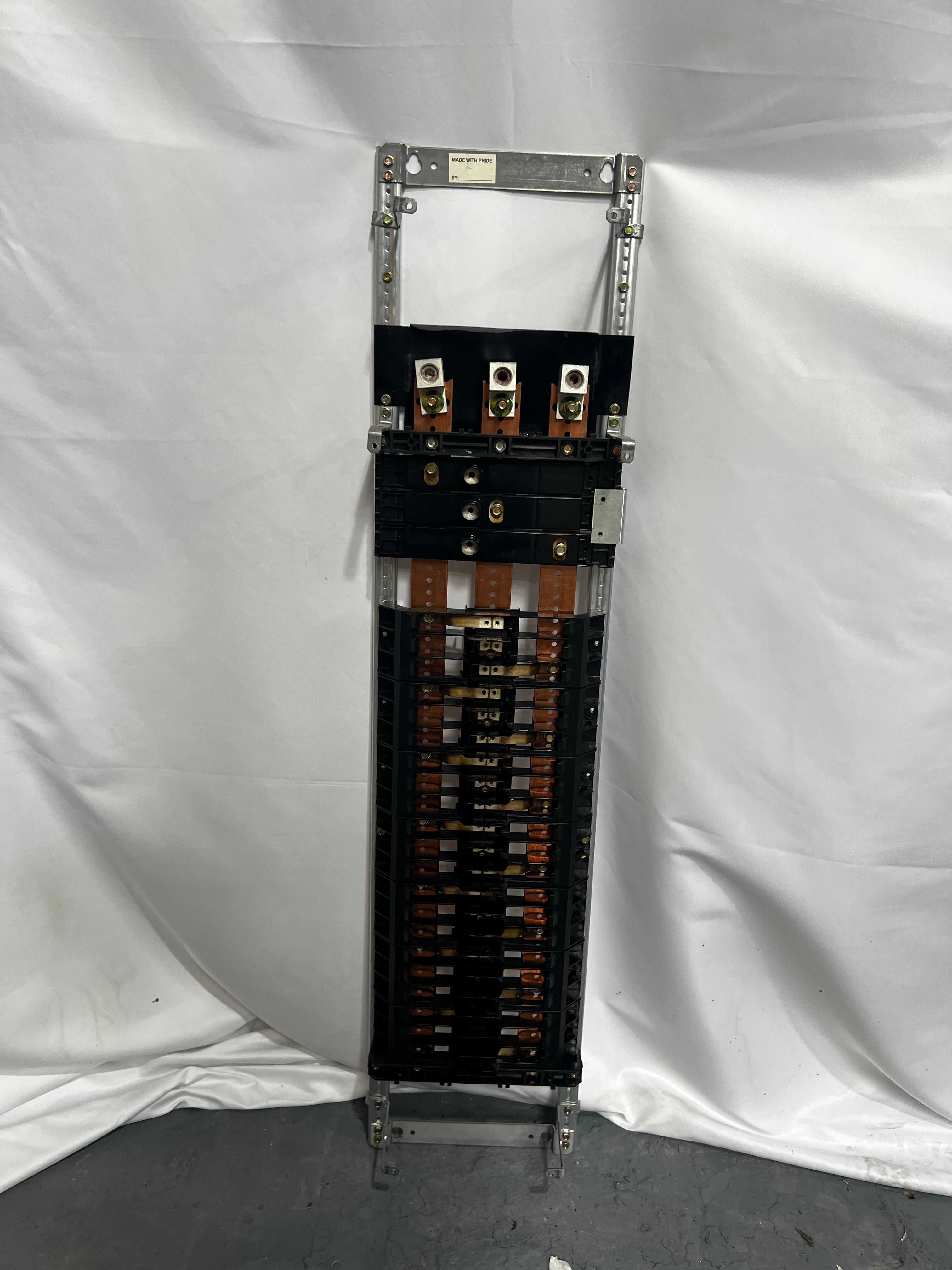 GE General Electric AQF3422ATX 225 Amp Main Breaker Panel 208v 42 circ