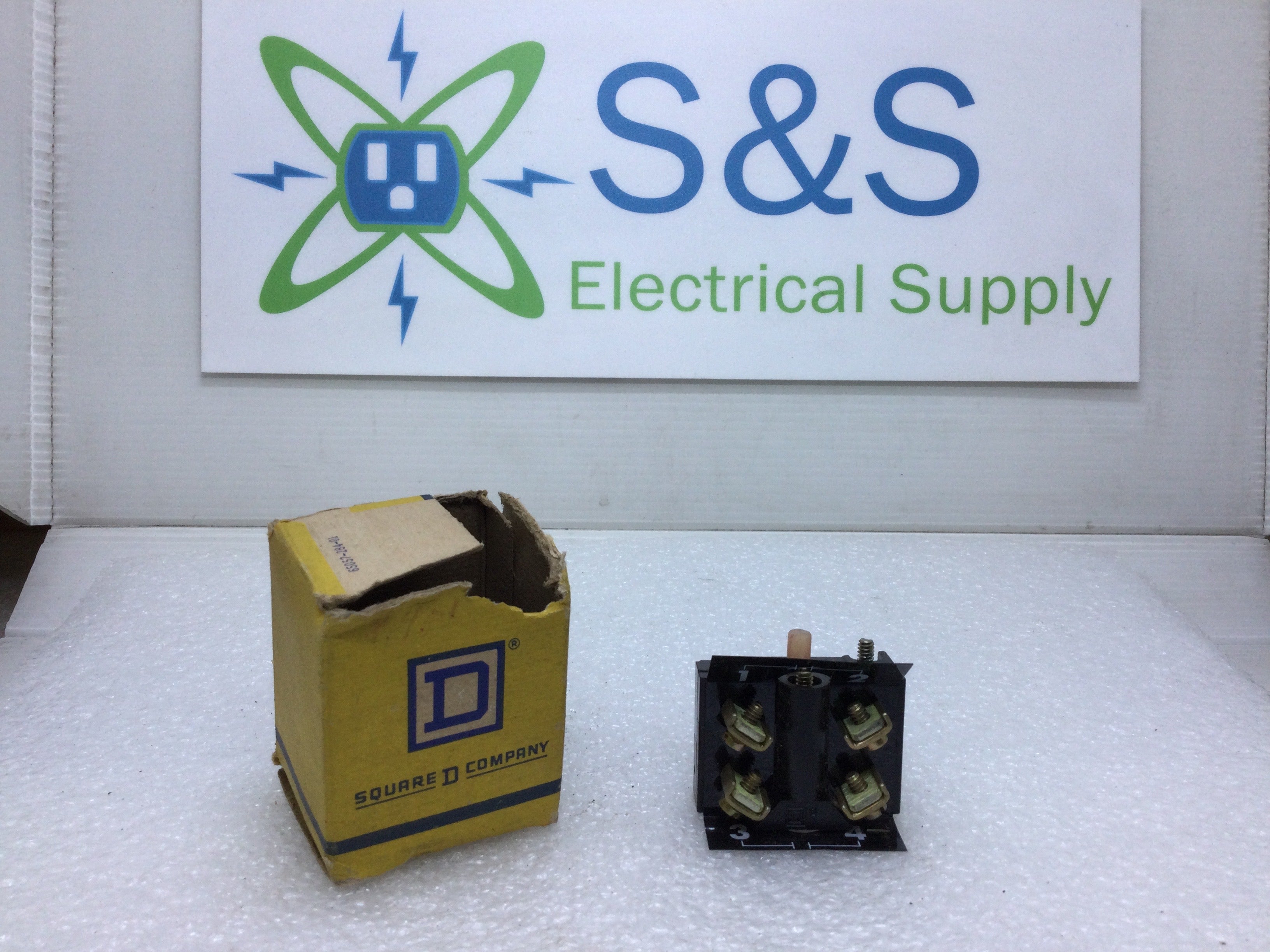 Square D Type KA-1 Pilot Duty AC/DC Class 9001 Series F 120V-600V 720V