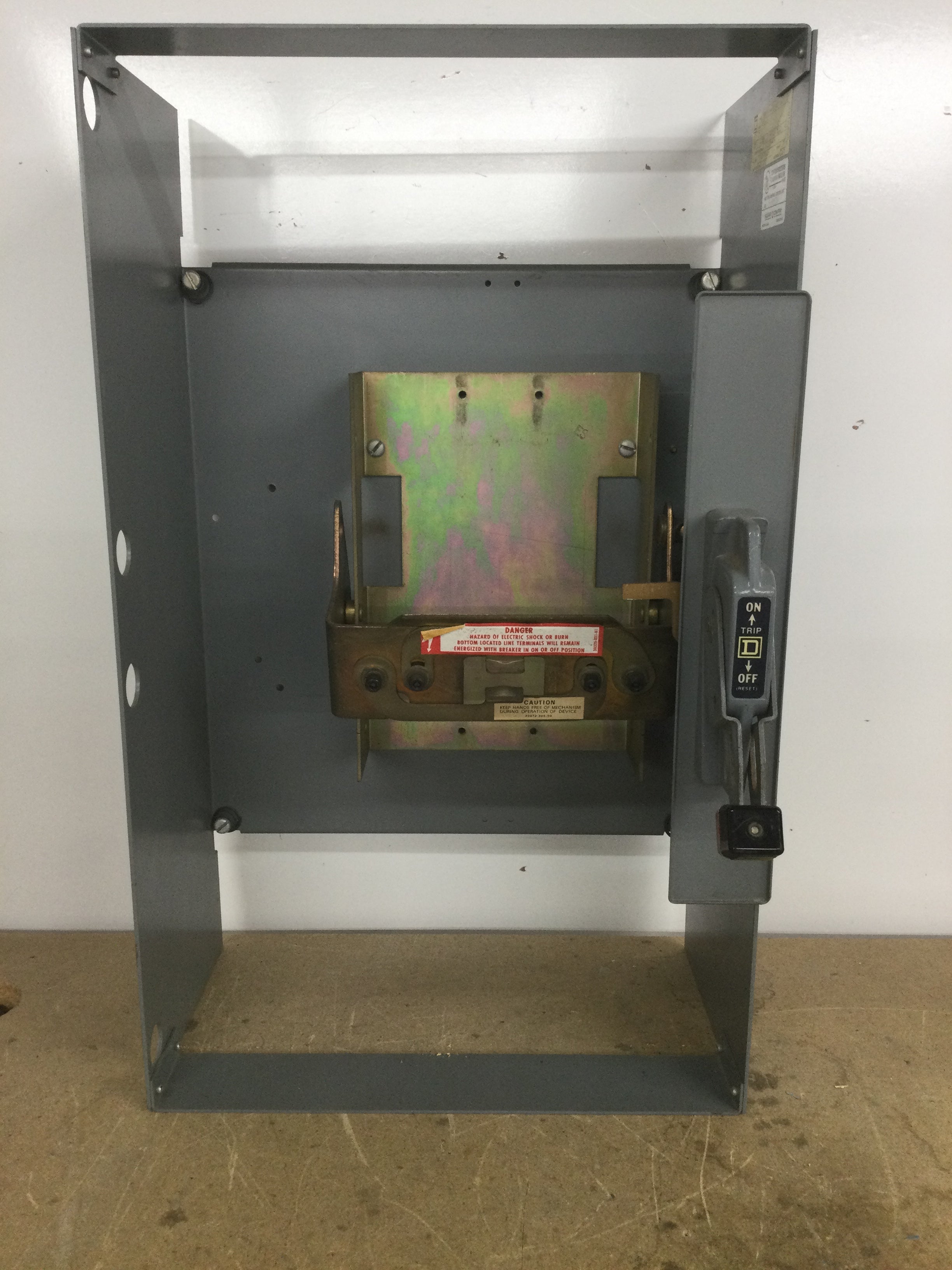 Square D Y53-2 Breaker Bucket 480 Volt 3 Phase Class 8998 Type BC401 S