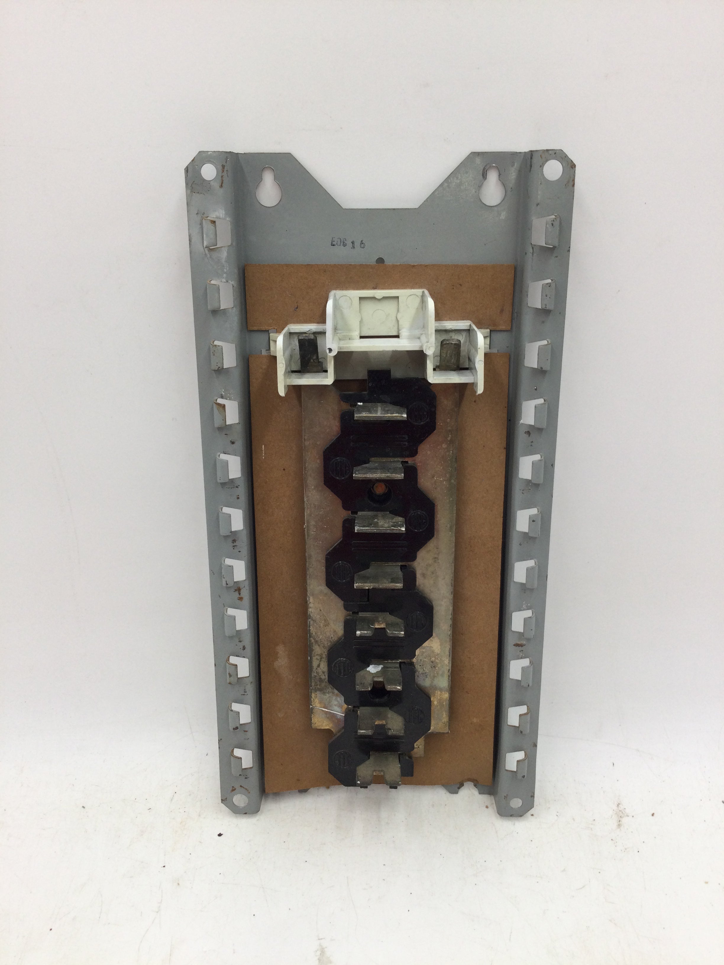 ITE 8 Space MLO 120/240VAC Load Center Interior (Guts Only) Without Lu