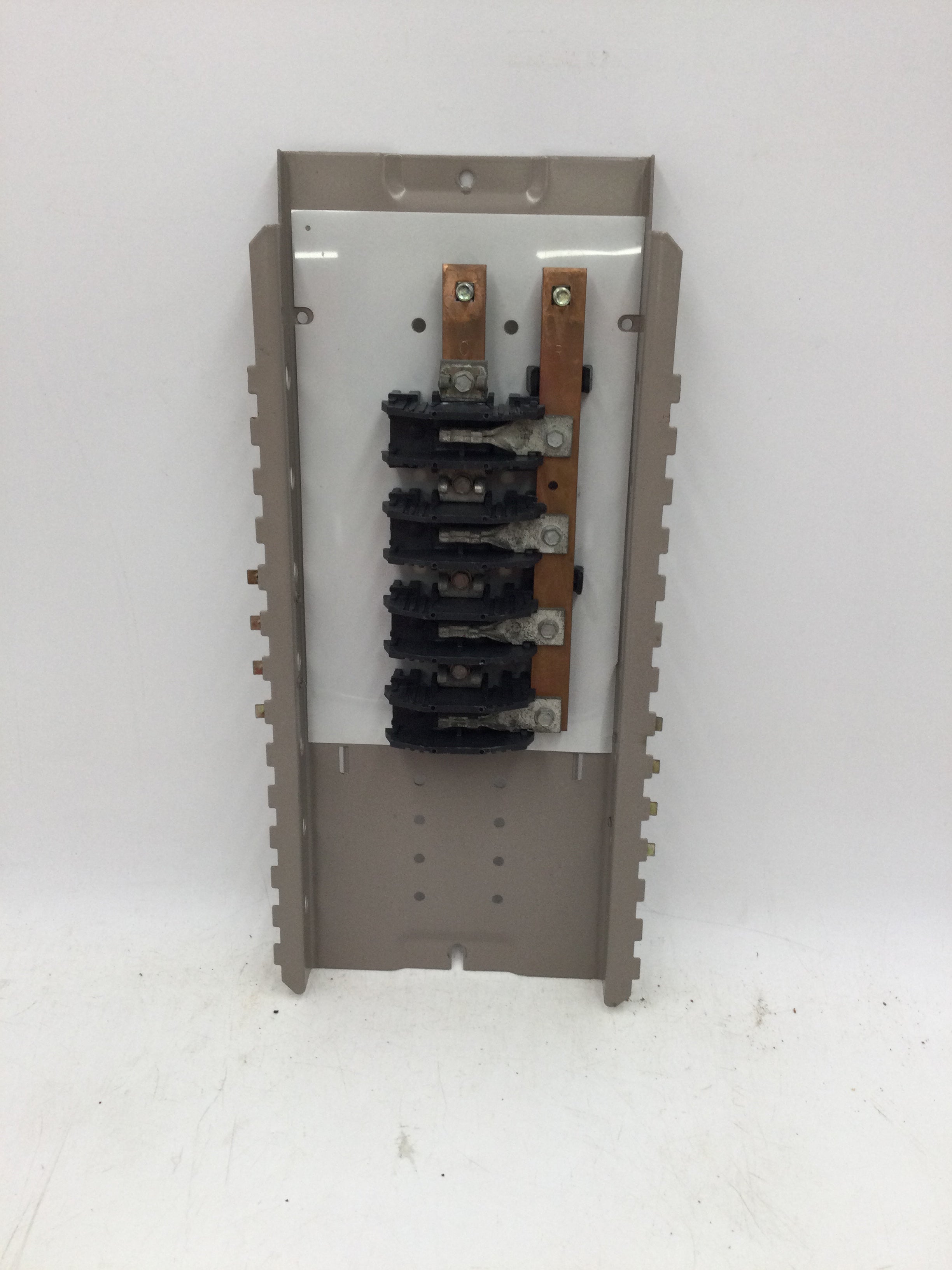 Cutler-Hammer 8 Space/16 Circuit MLO Guts Only Single Phase 150A 120/2