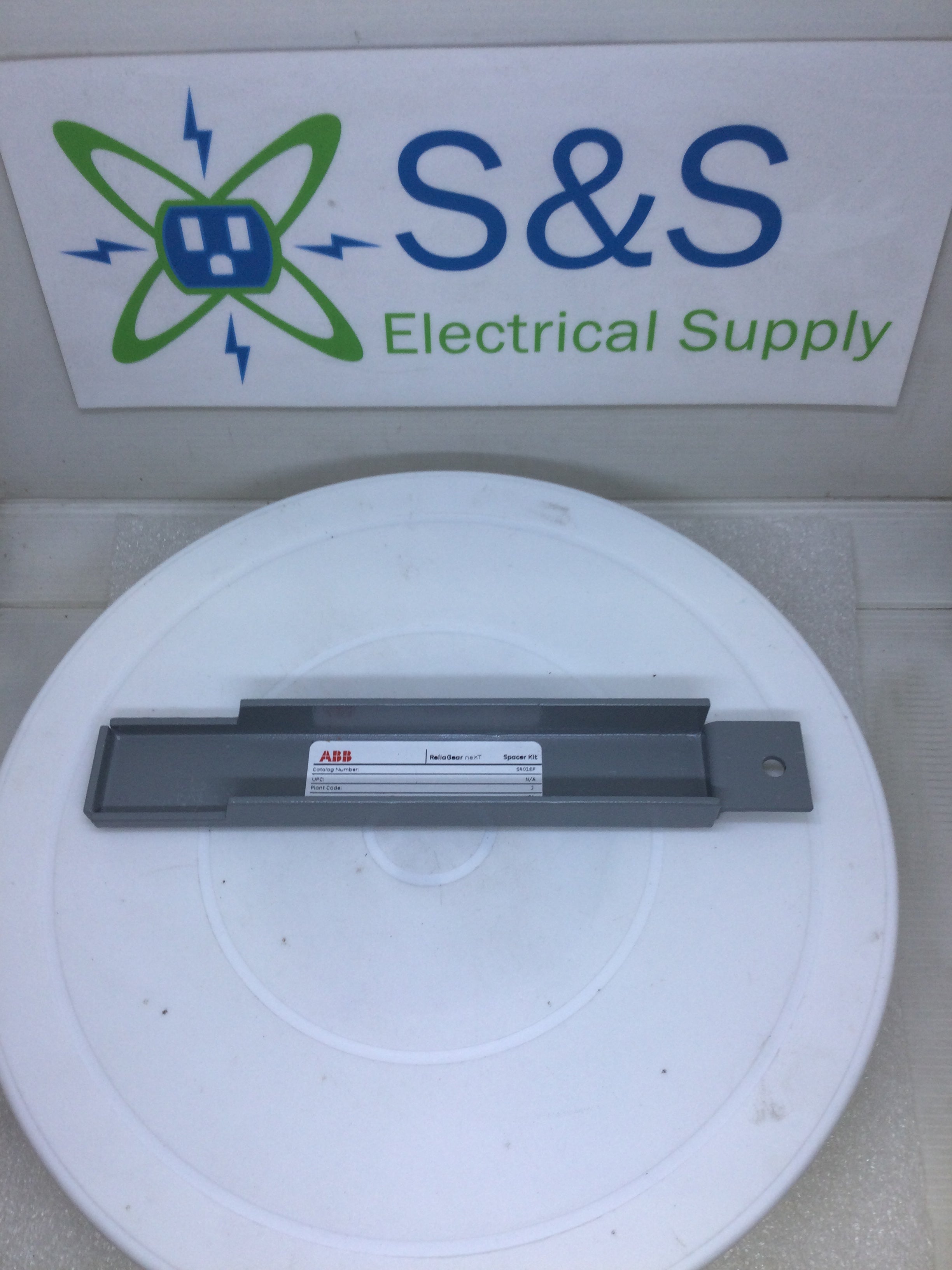 ABB Reliagear nexT SRQ01EF Filler Plate