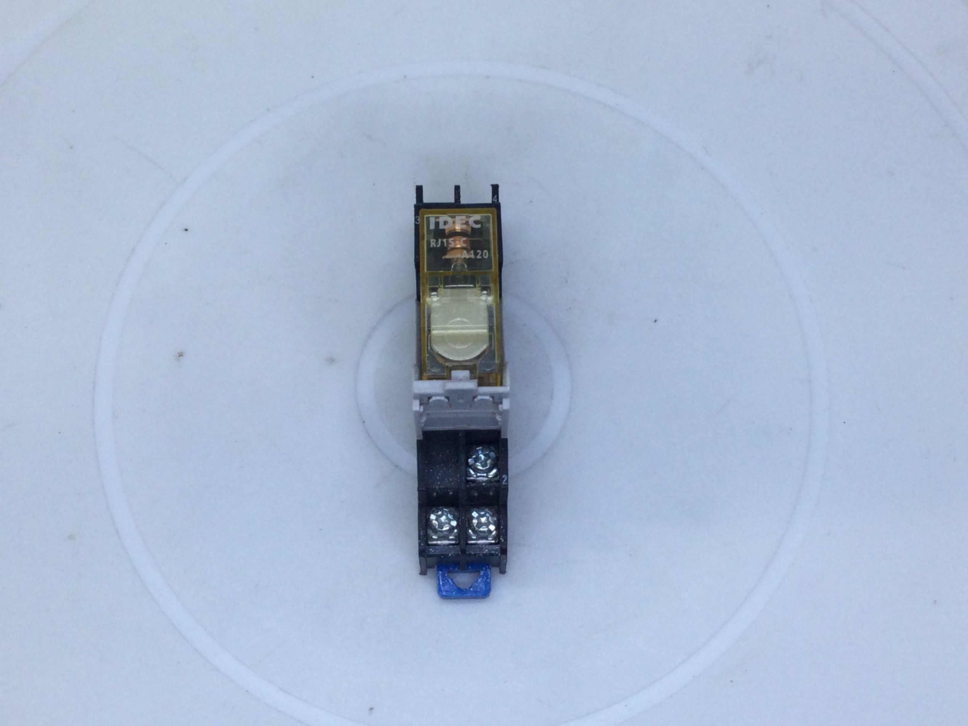IDEC SJ1S-05BW 12A 250V Socket Relay w/ RJ1S-C-A120 Relay