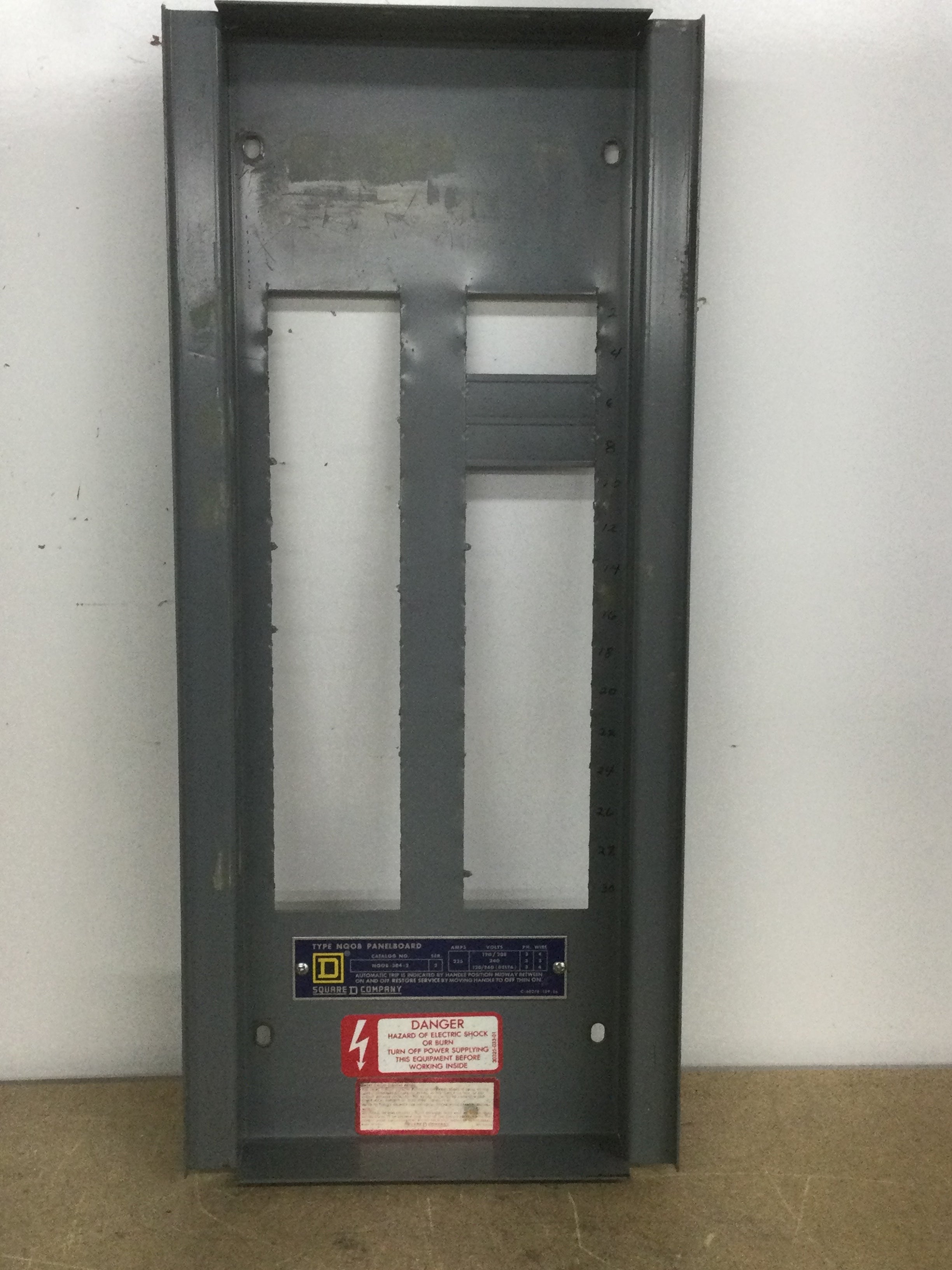 Square D Dead Front Only NQOB-304-2 30 Space 225 Amps 120/208V 3 Phase
