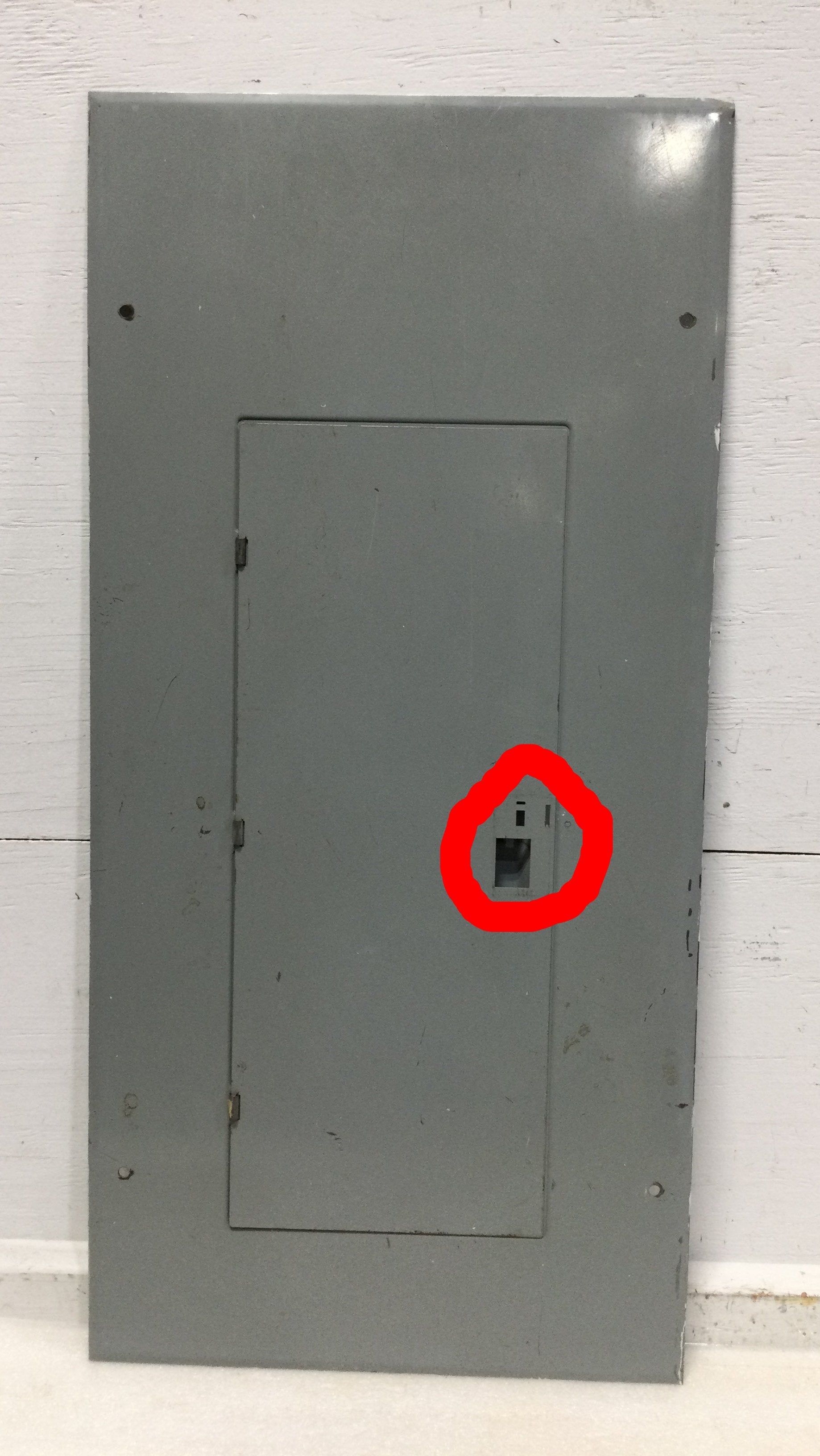 GE General Electric 20 Space 40 Circuits Indoor Enclosed Panel Board D