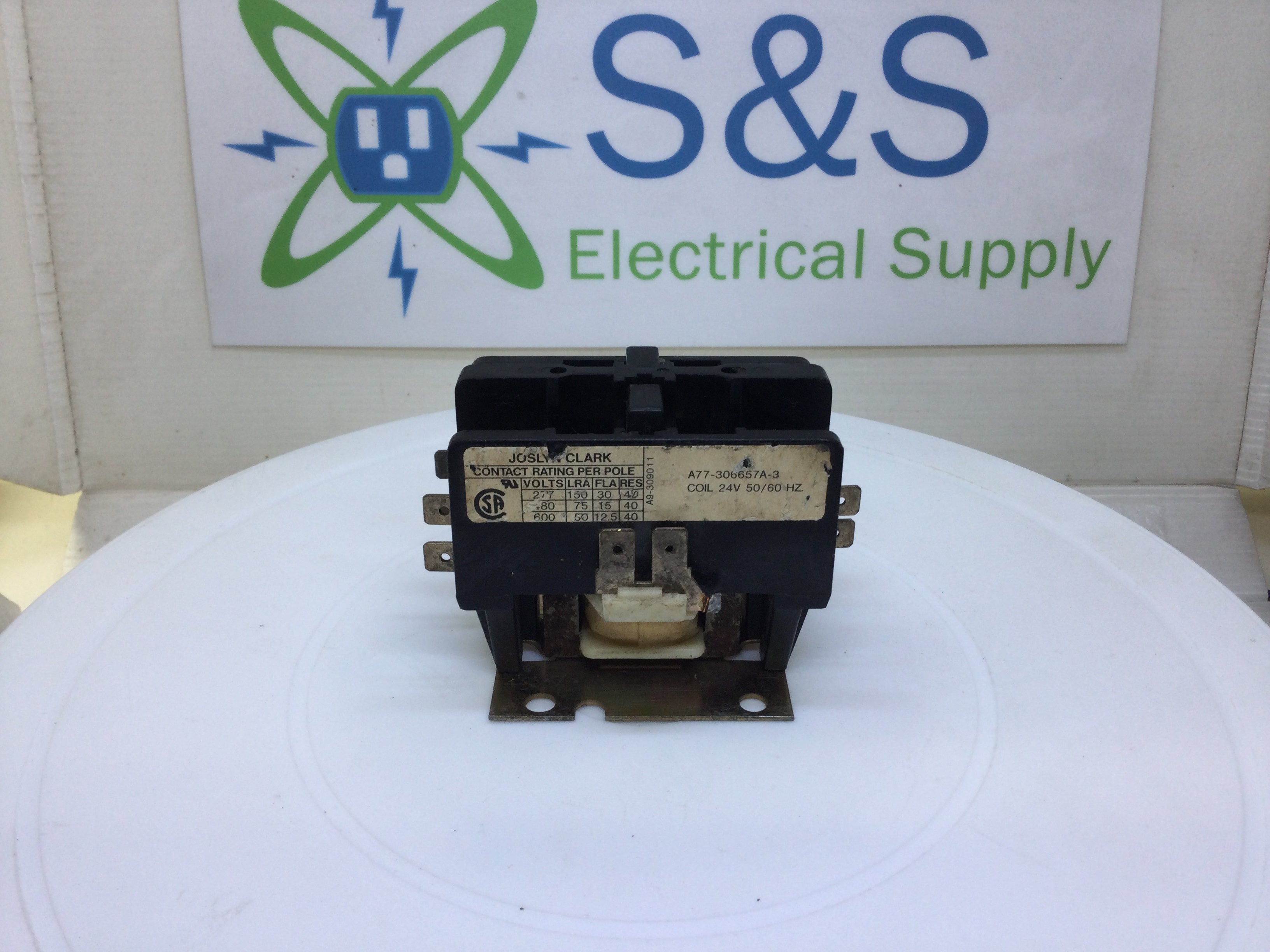Joslyn Clark A77-306657A-3 Type DP2 Motor Control Contactor