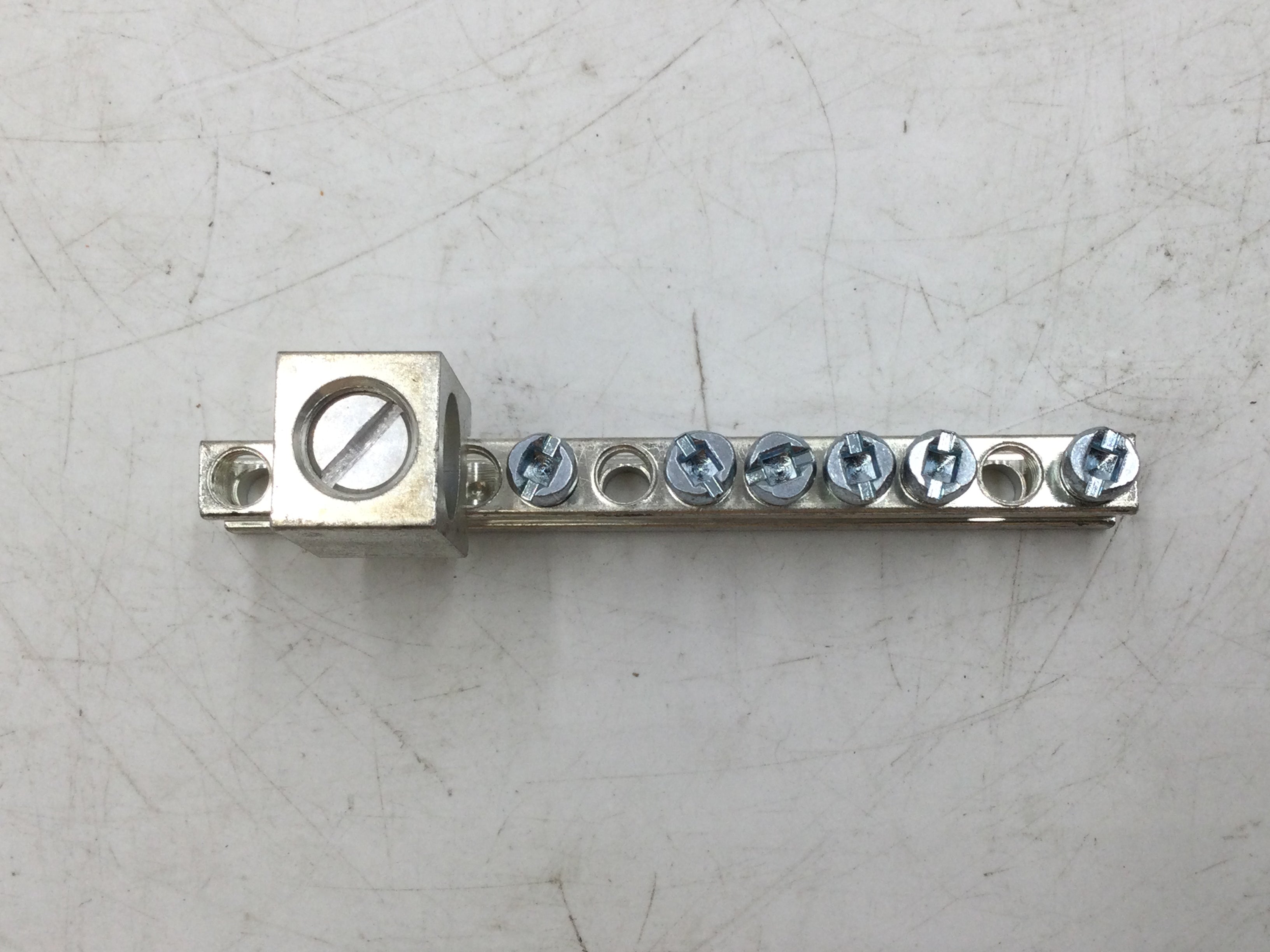 CMC NA-75B 12 Terminal #4-#14 AWG Ground/Neutral Bar w/CA 79 Lug