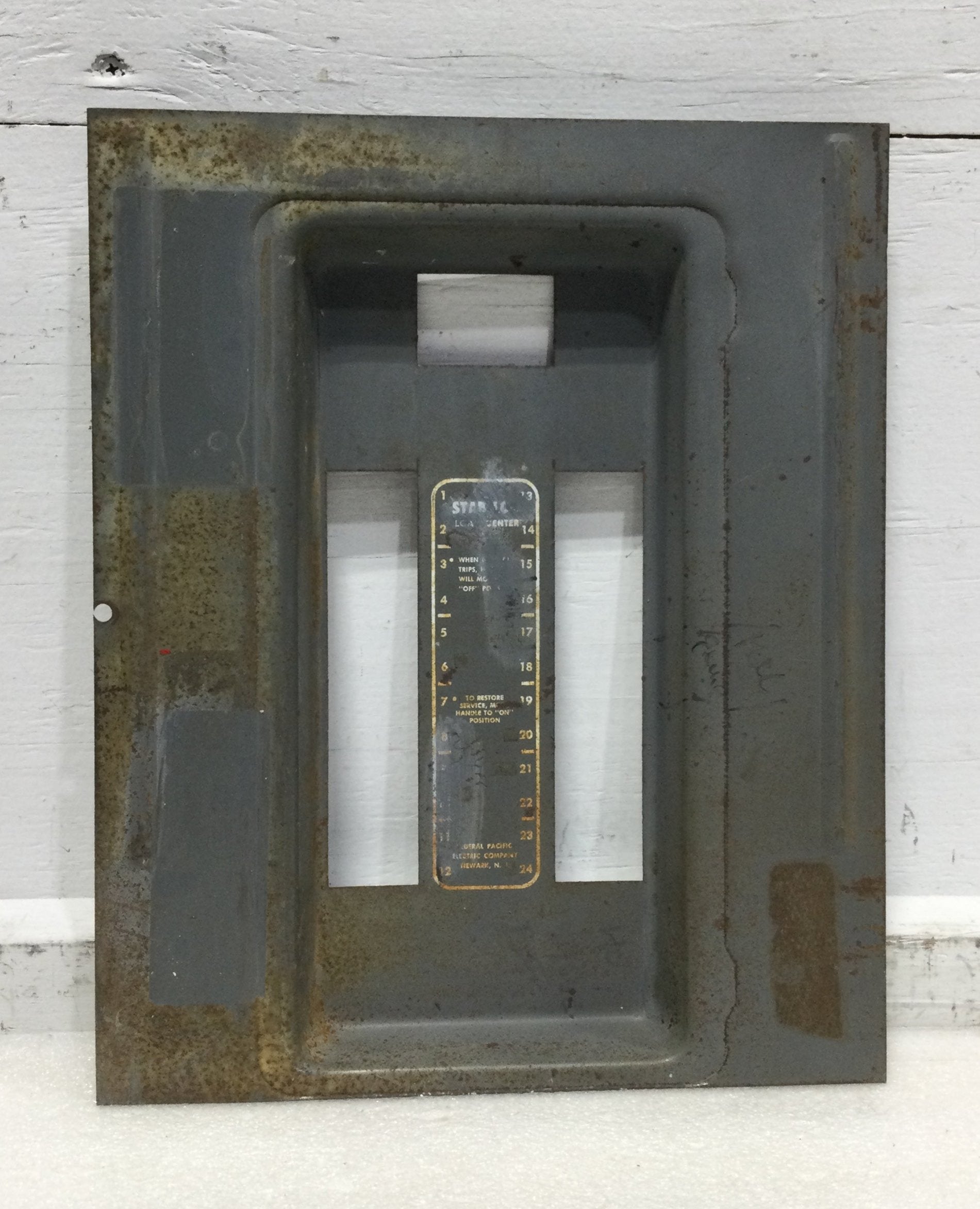 FPE Federal Pacific Stab-Lok Dead Front Only w/Main 12/24 Space 13 1/2